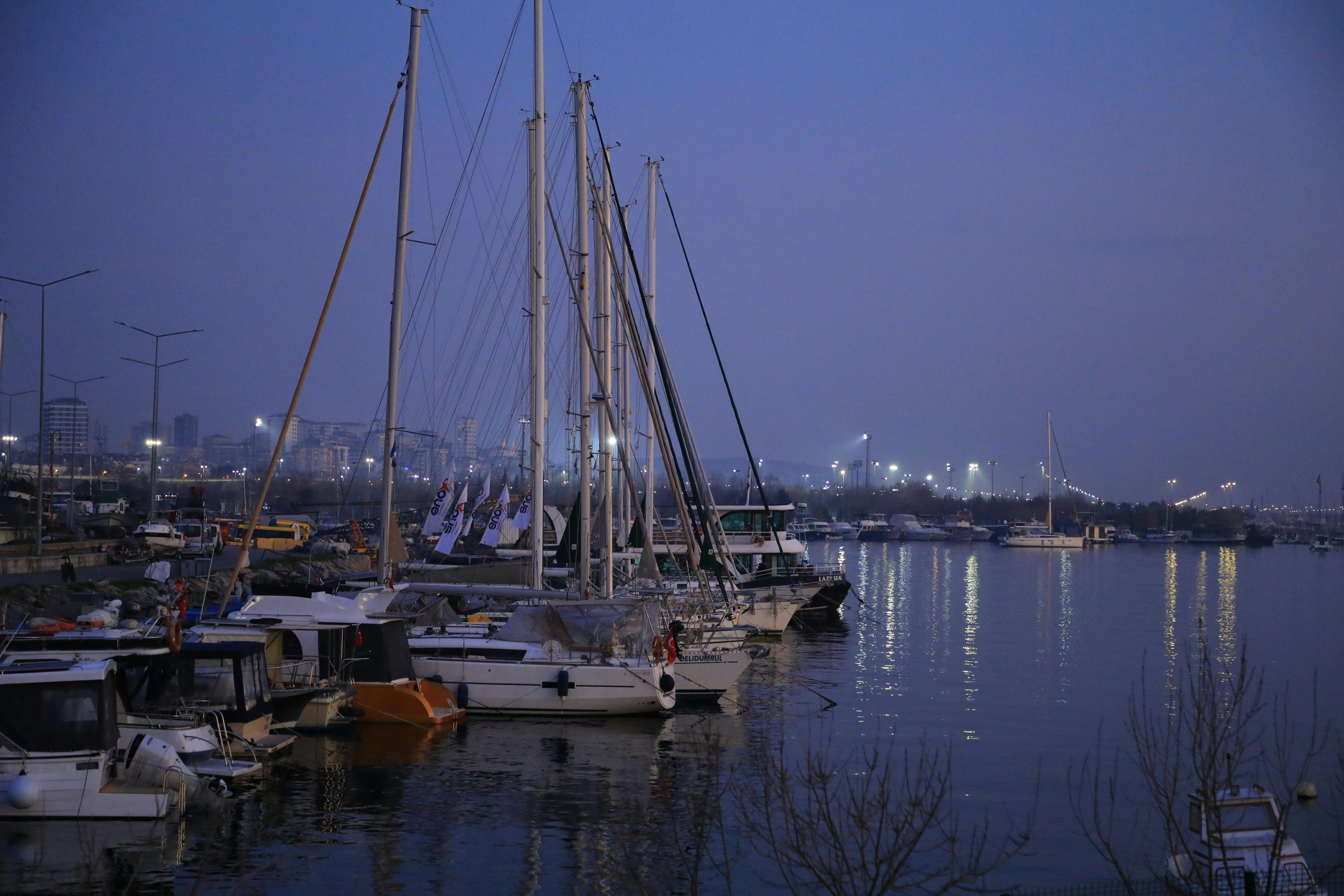 Peaceful Harbor Photos, Download The BEST Free Peaceful Harbor Stock ...