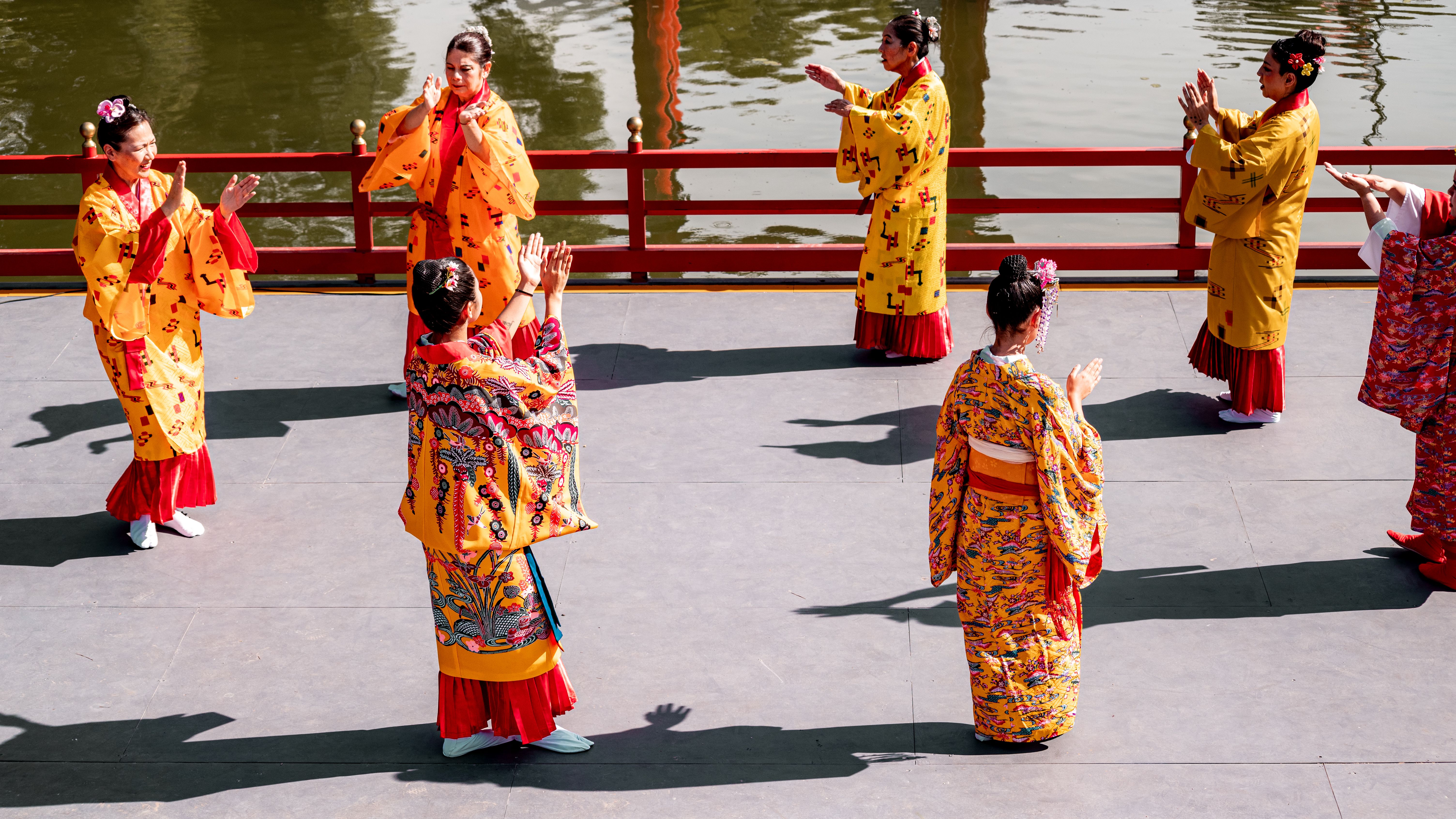 Traditional Japanese Dance in Buenos Aires Garden · Free Stock Photo