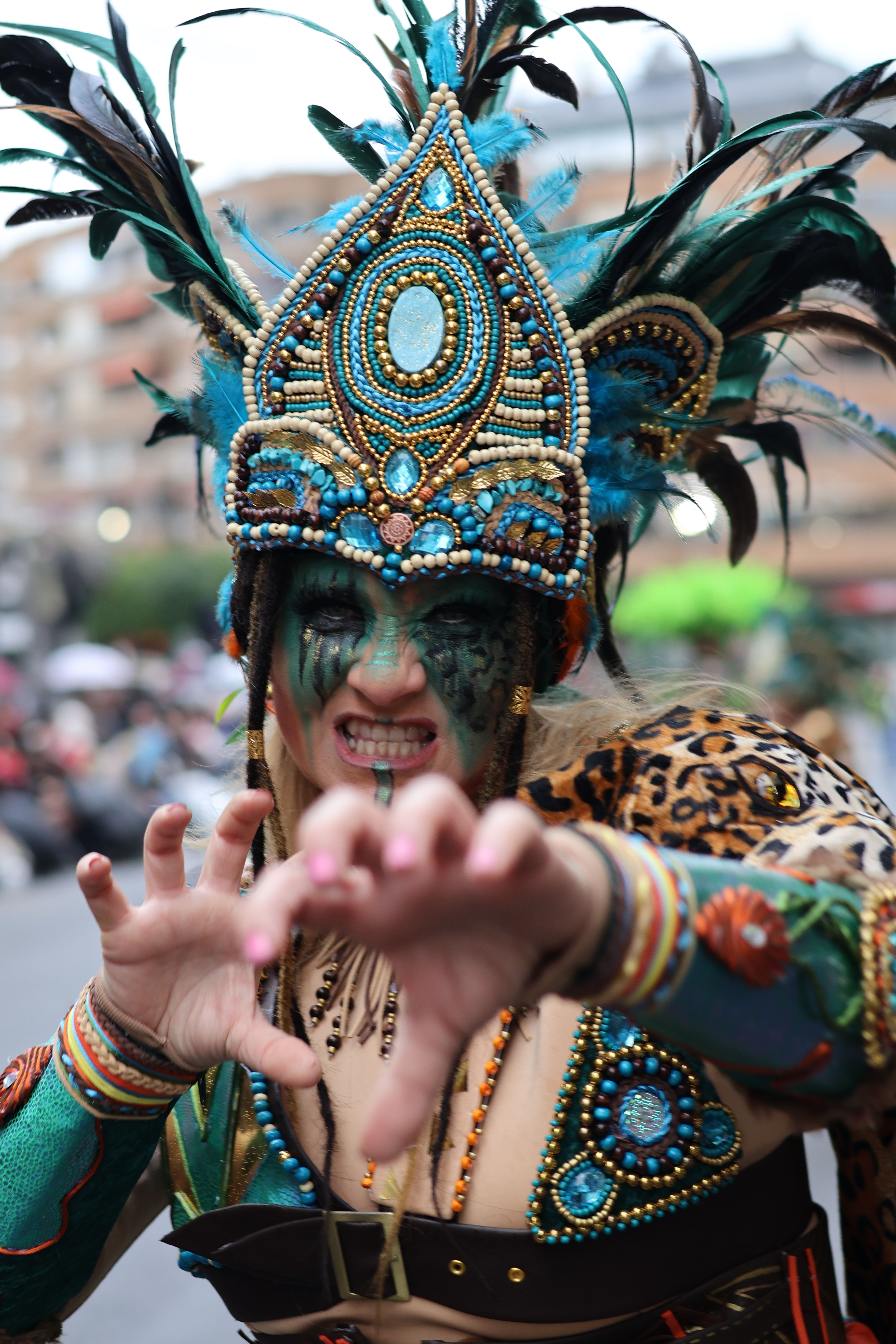 Vibrant Carnival Parade in Badajoz, Spain · Free Stock Photo