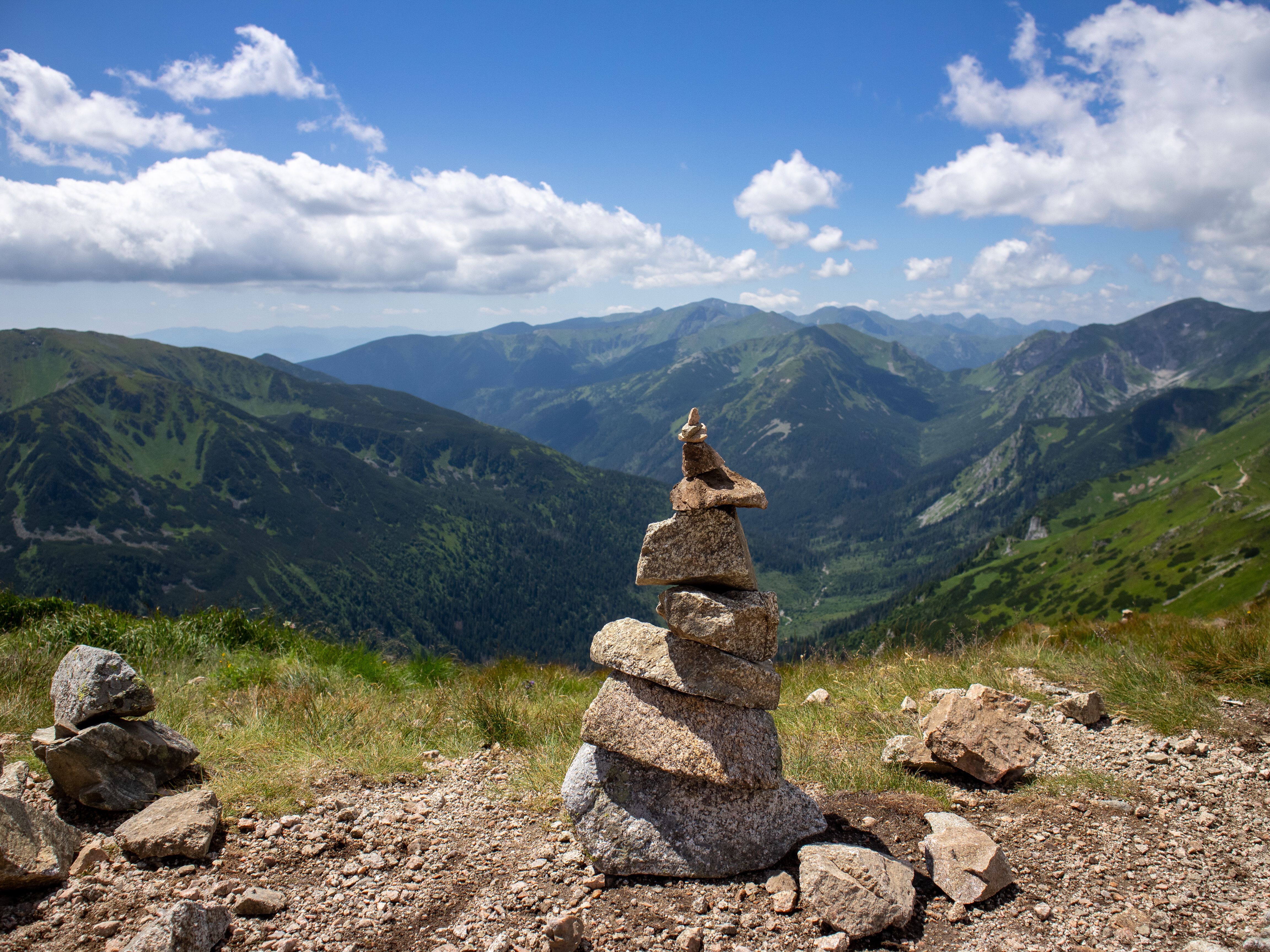 Scenic Mountain View with Rock Cairn in Tatra Mountains · Free Stock Photo