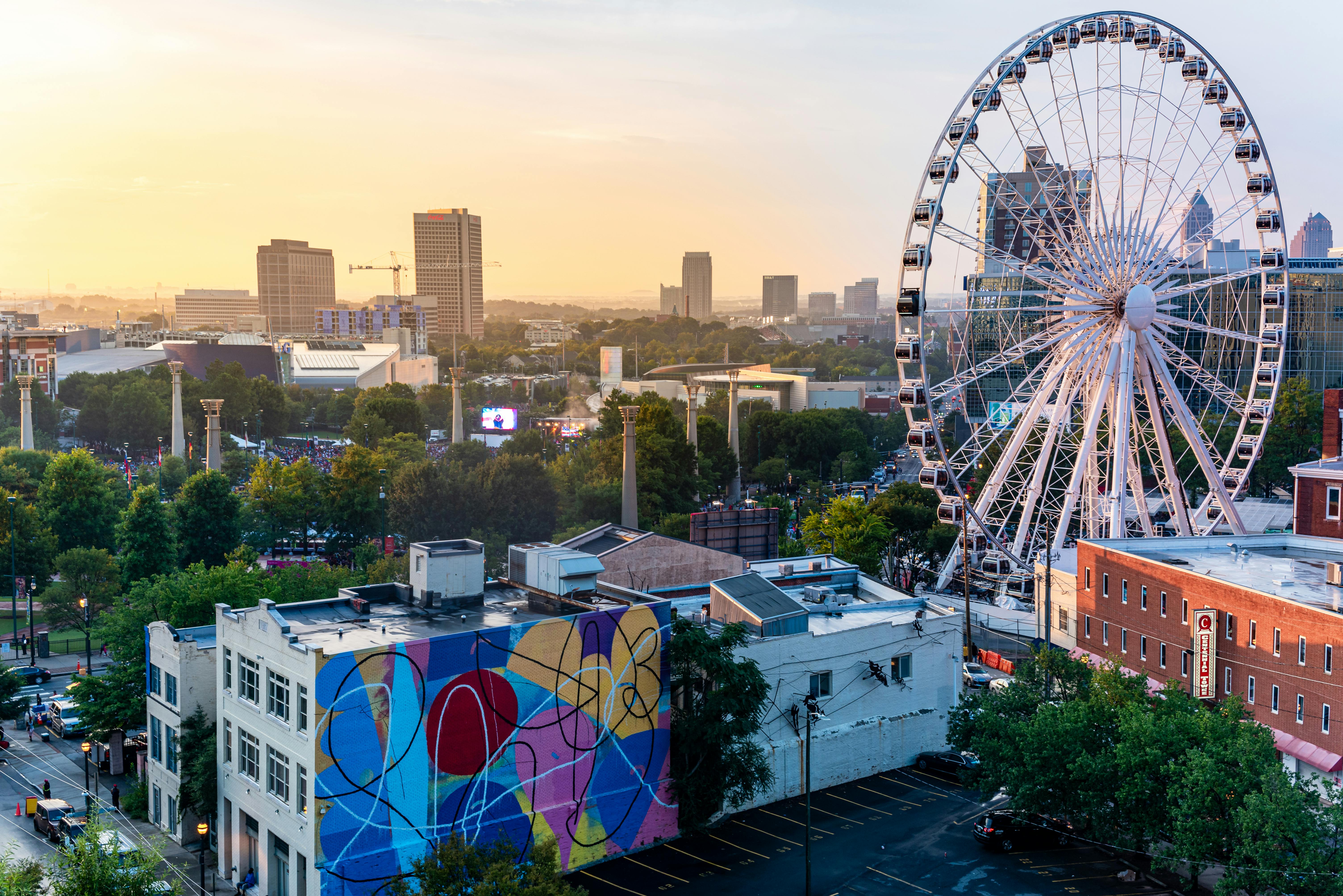 SkyView Ferris Wheel in Atlanta at Sunset · Free Stock Photo