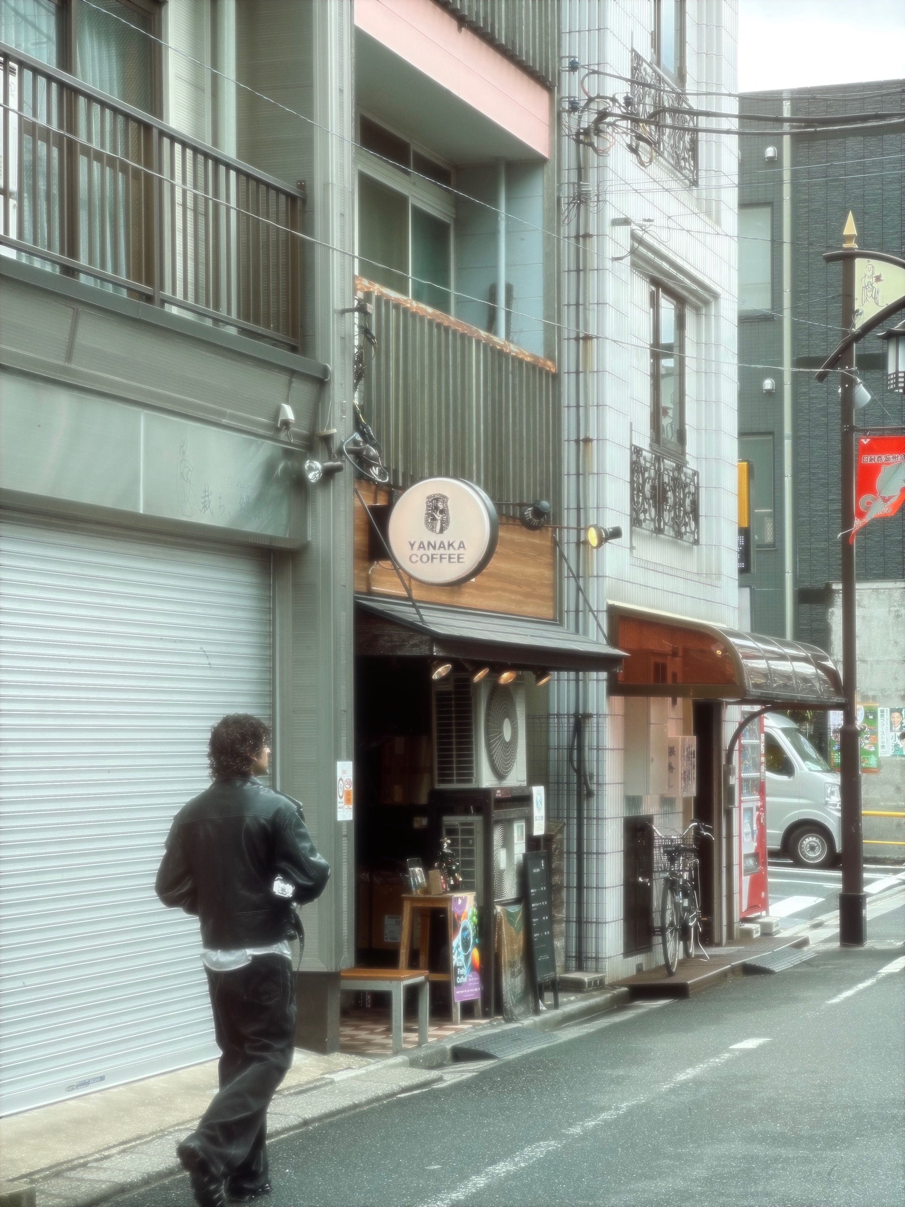 Busy Tokyo Street with Coffee Shop and Pedestrian · Free Stock Photo