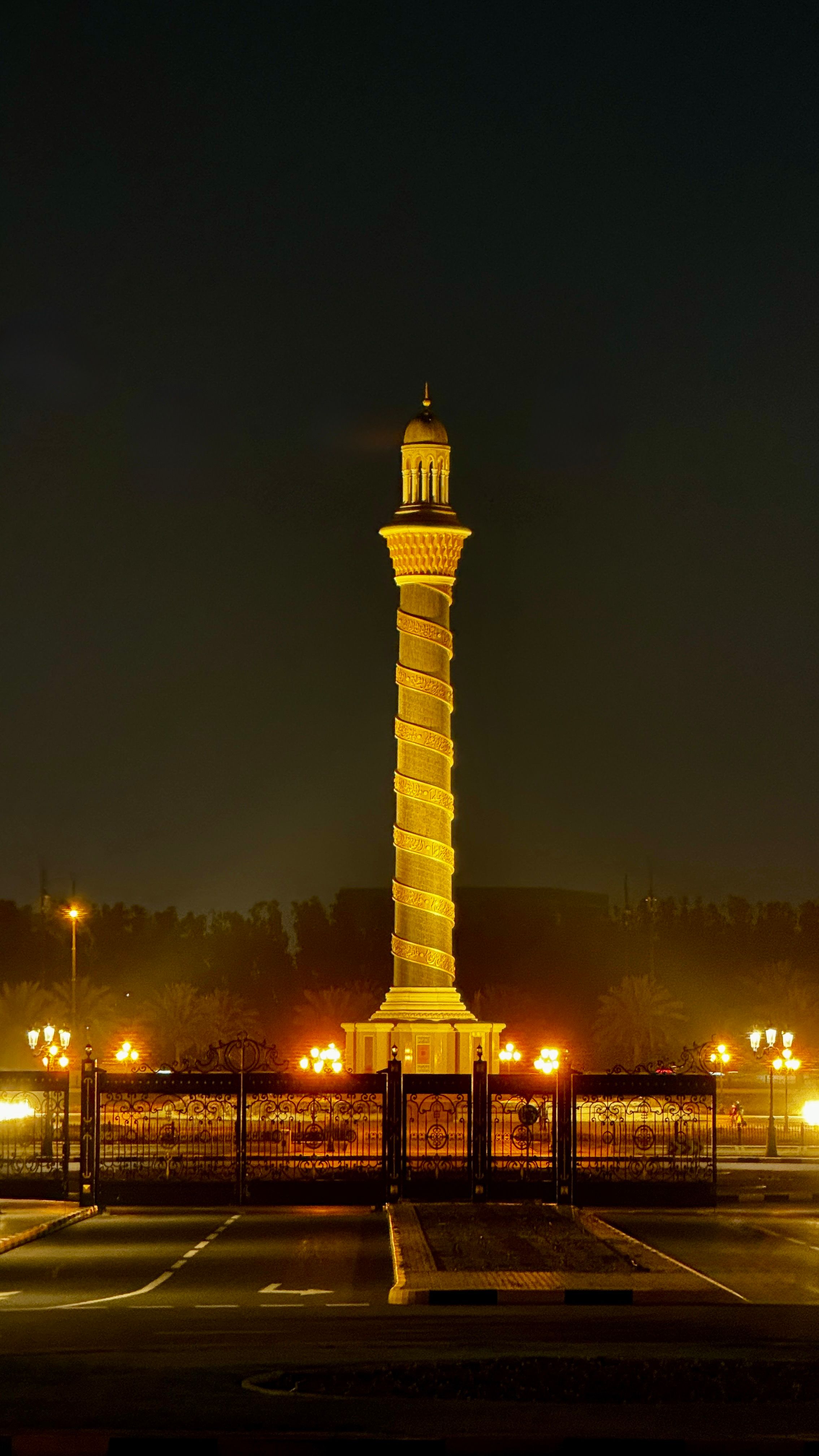 Illuminated Night View of Landmark Tower · Free Stock Photo