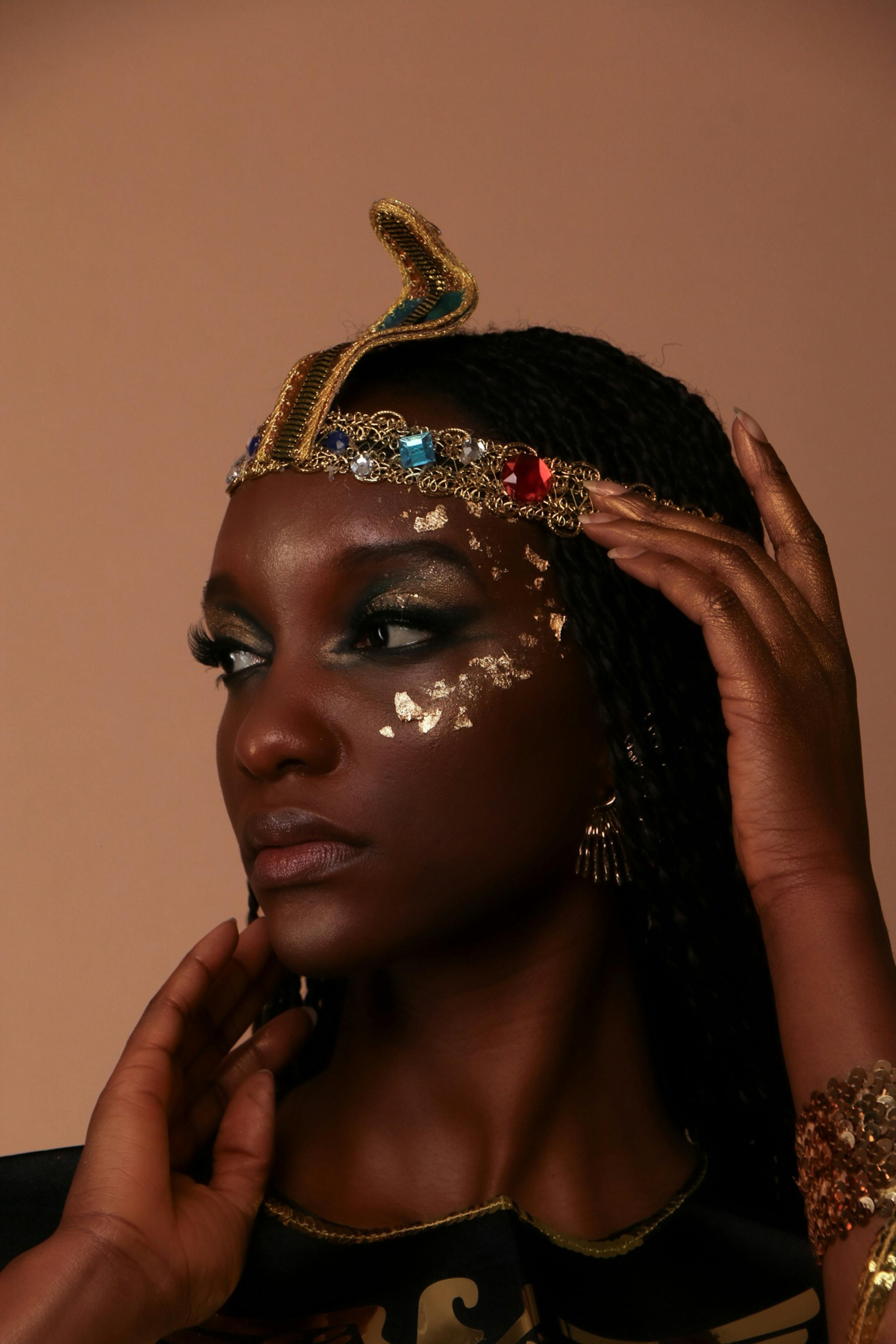 Black Bot Face Photos, Download The BEST Free Black Bot Face Stock ...