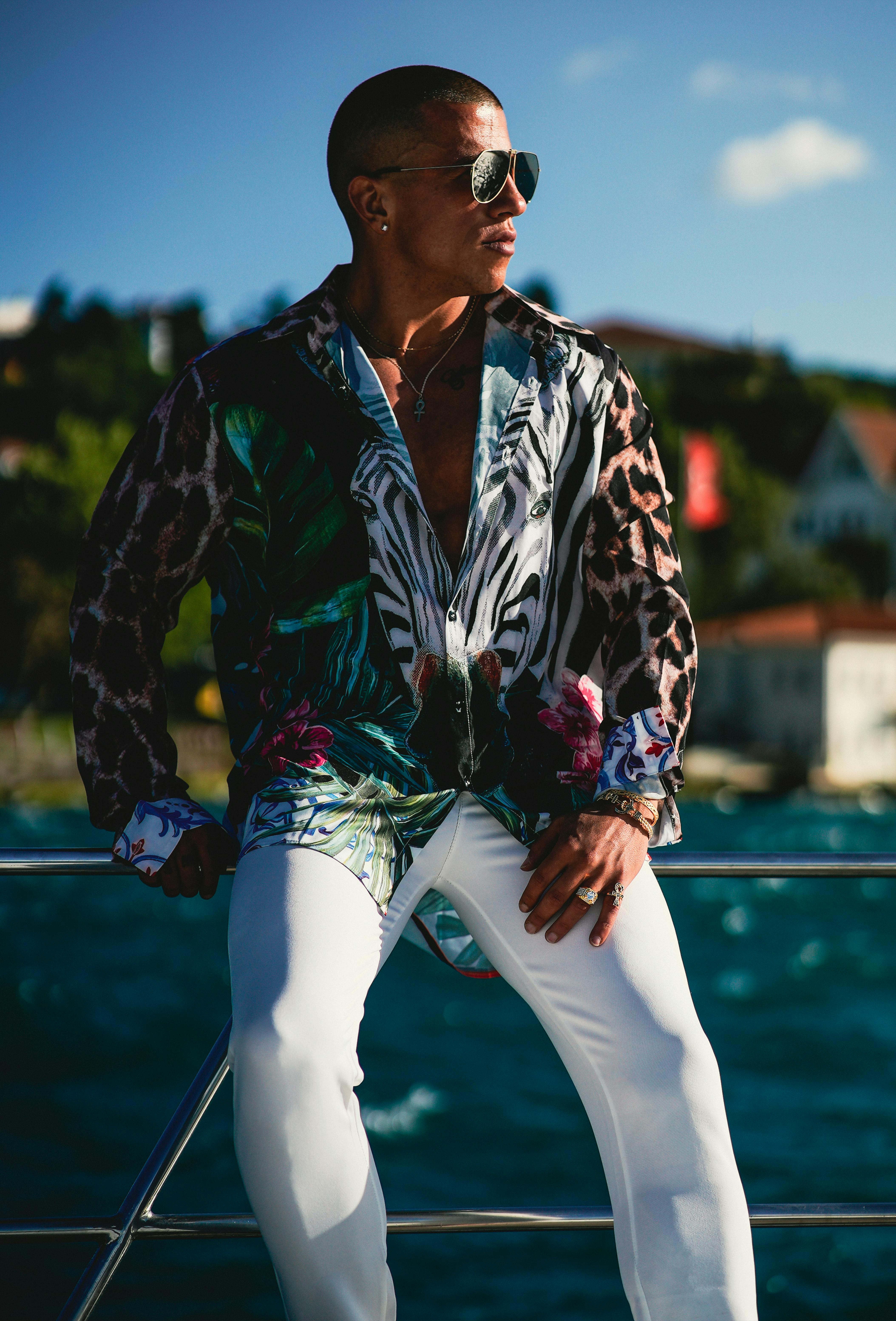 Blue Shirt Man Photos, Download The BEST Free Blue Shirt Man Stock ...