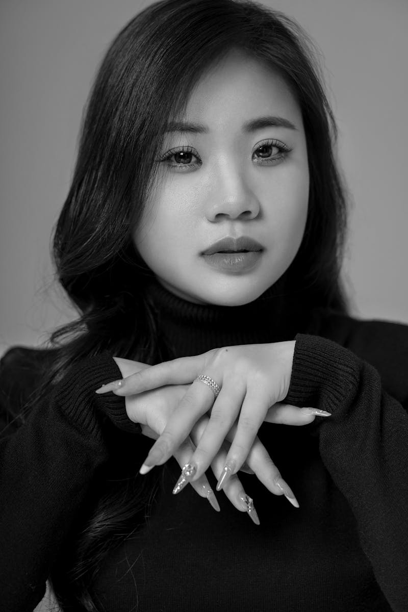 Grayscale Portrait Photos, Download The BEST Free Grayscale Portrait ...