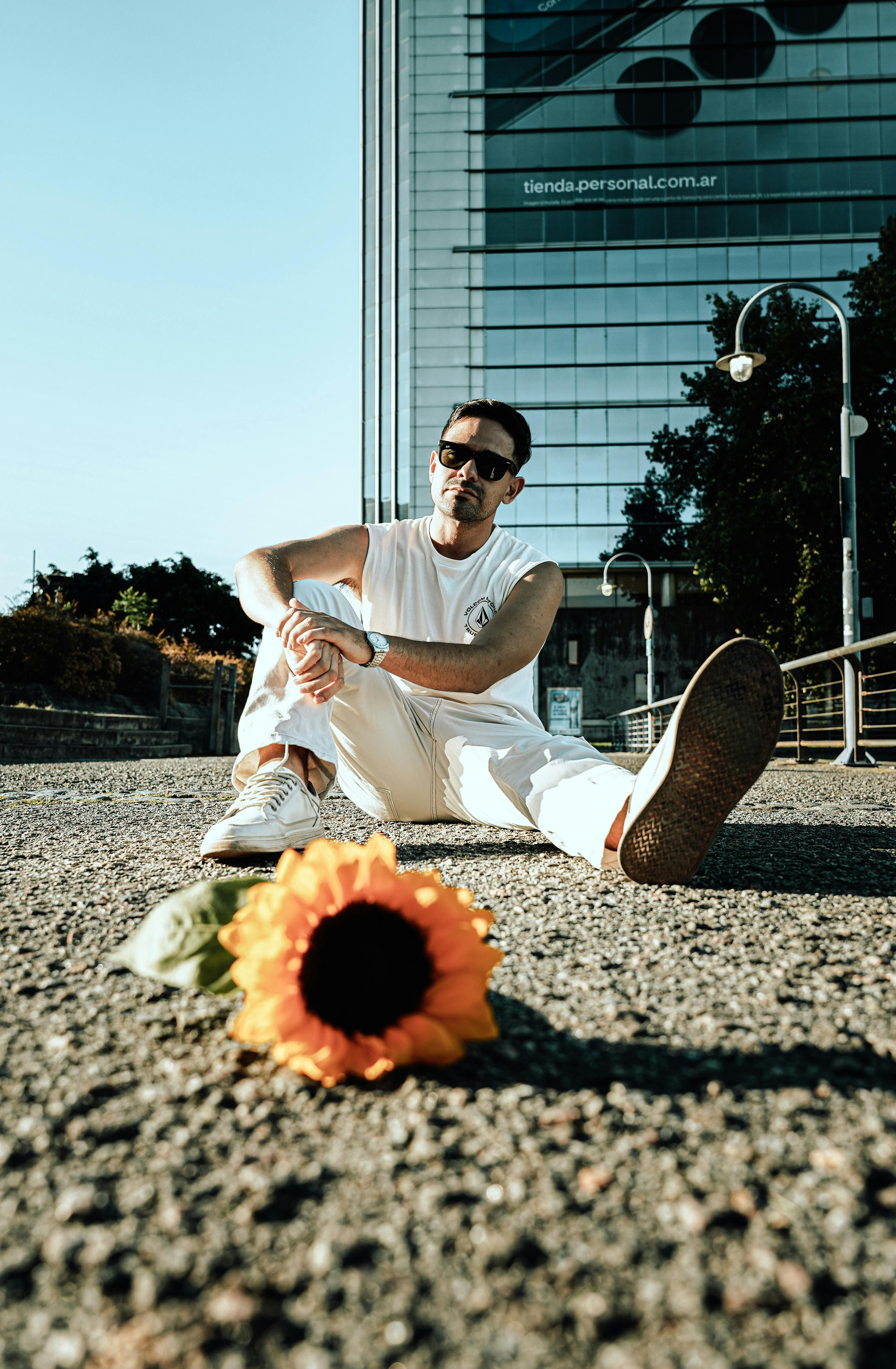 Person And Flower Photos, Download The BEST Free Person And Flower ...