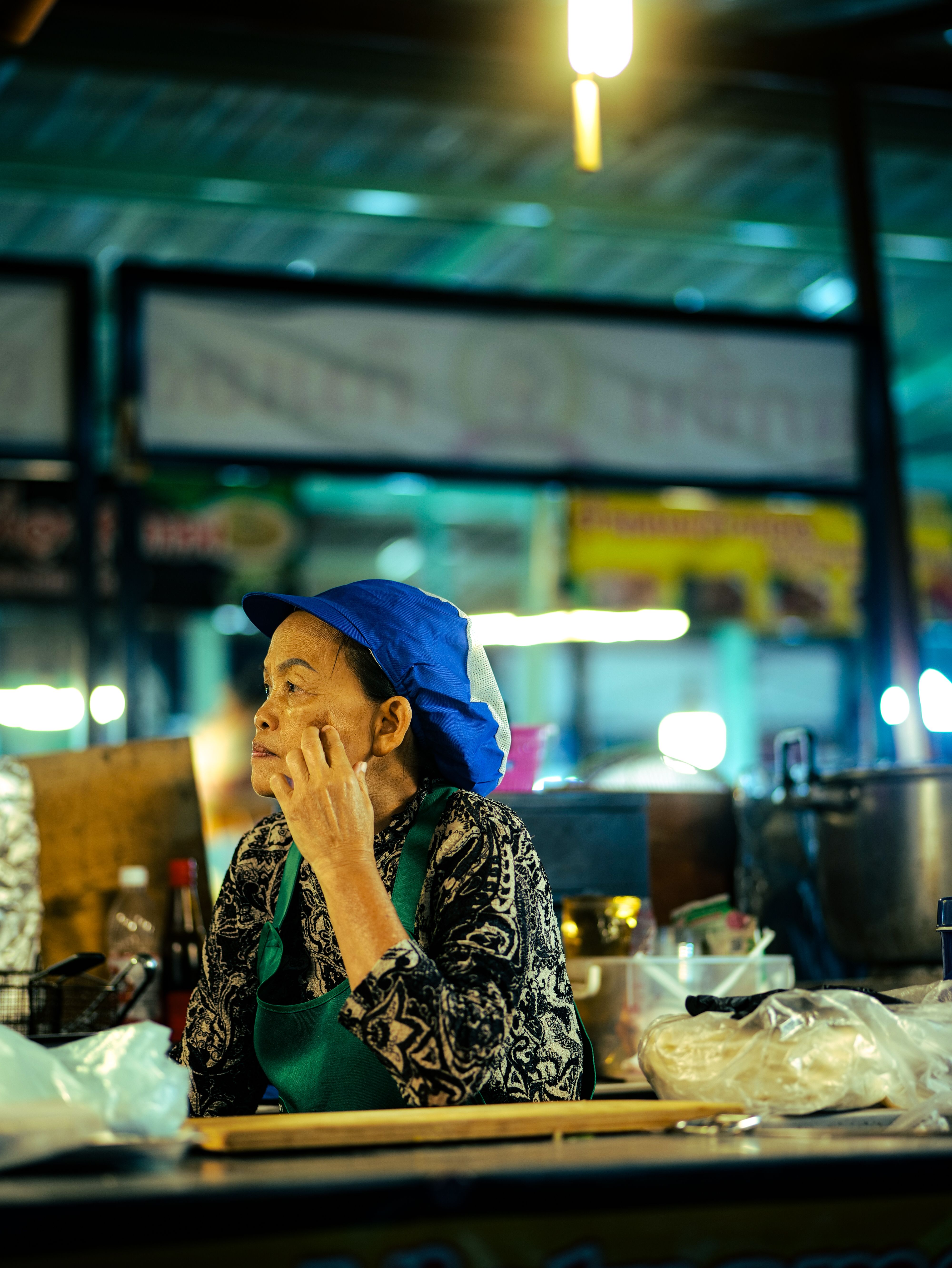 Night Market Portrait Photos, Download The BEST Free Night Market ...