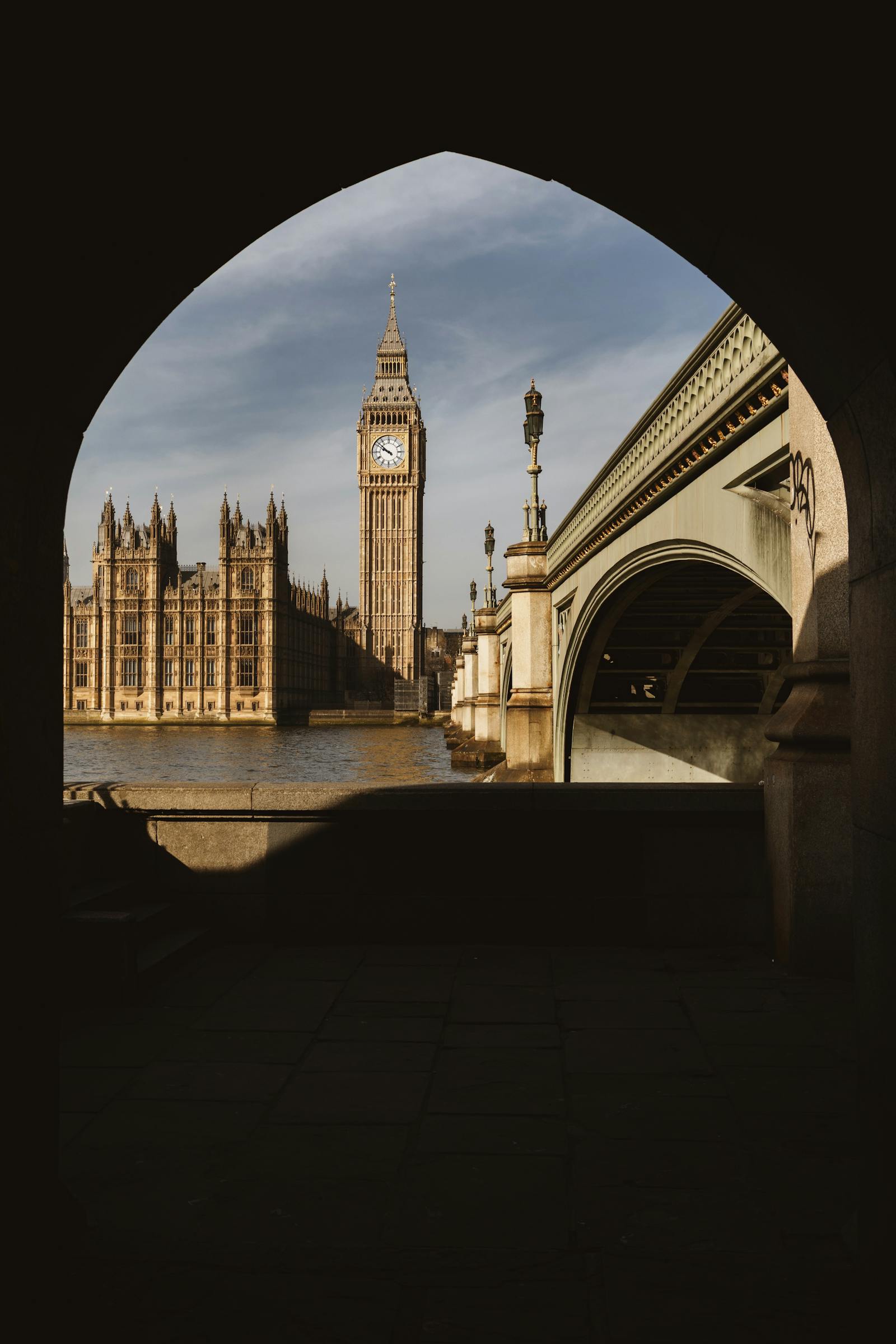 Interior Of Tower Of London Photos, Download The BEST Free Interior Of ...