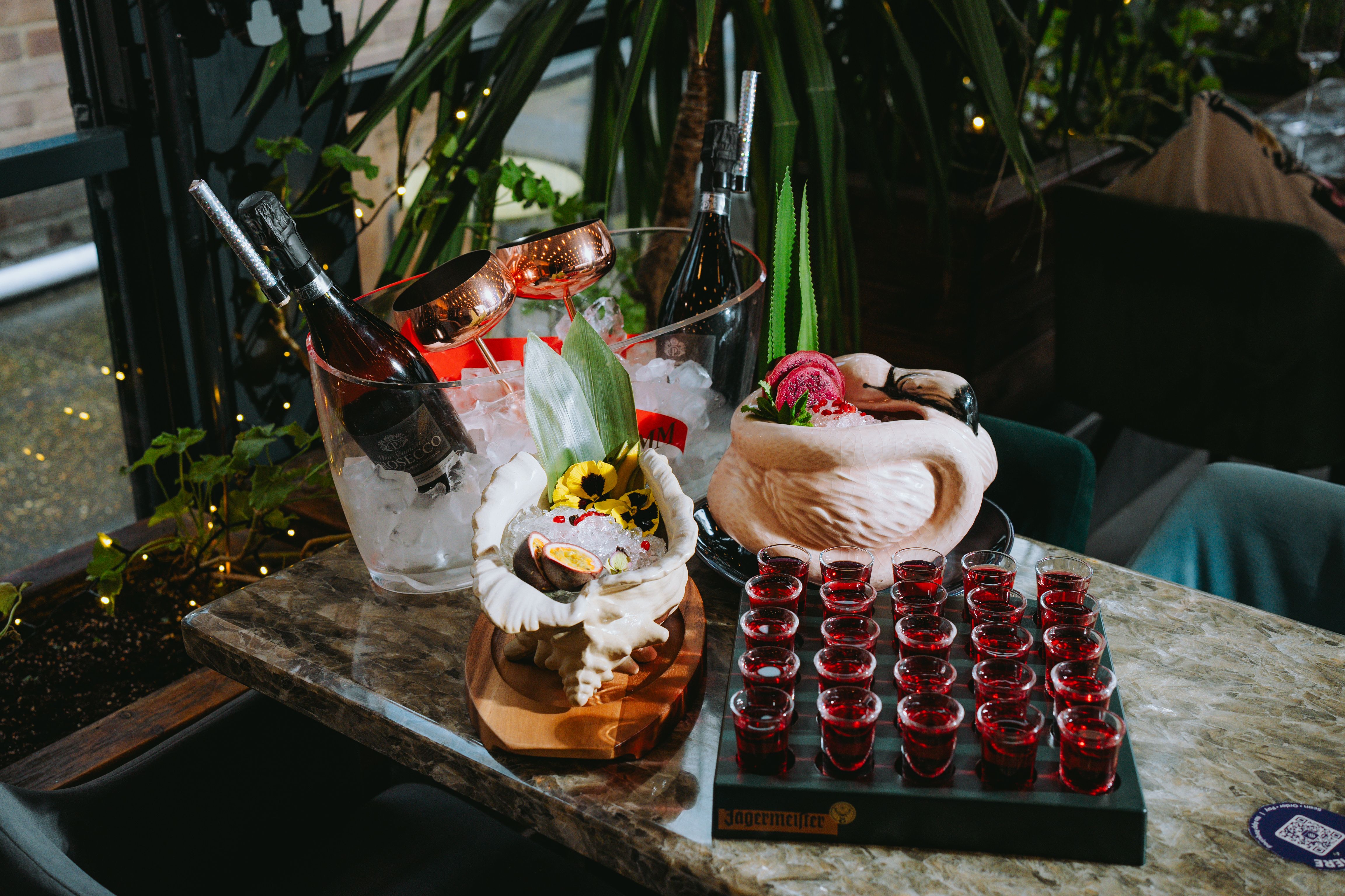 Elegant Table Setting with Drinks and Seafood · Free Stock Photo
