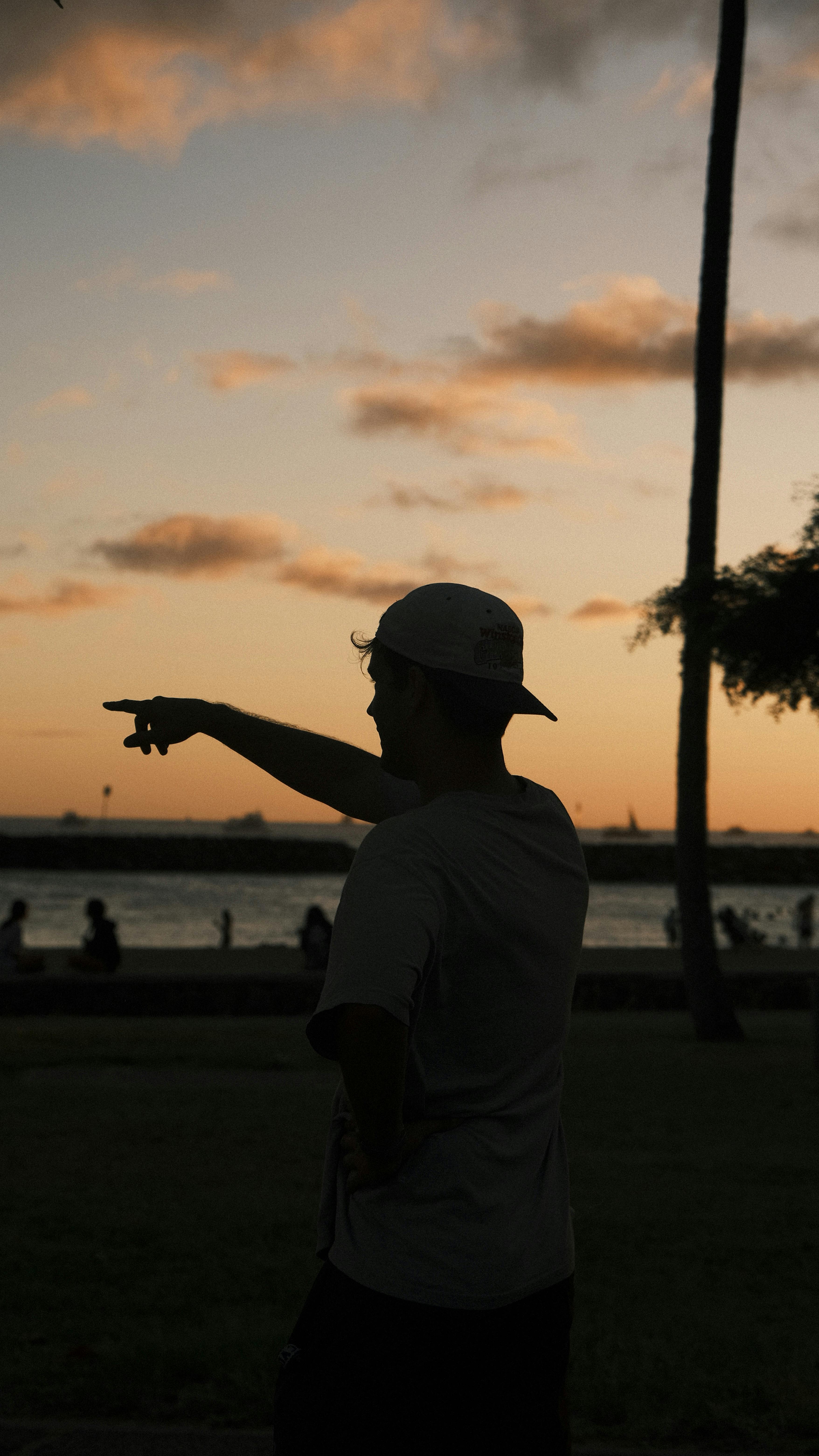 People Pointing Photos, Download The BEST Free People Pointing Stock ...