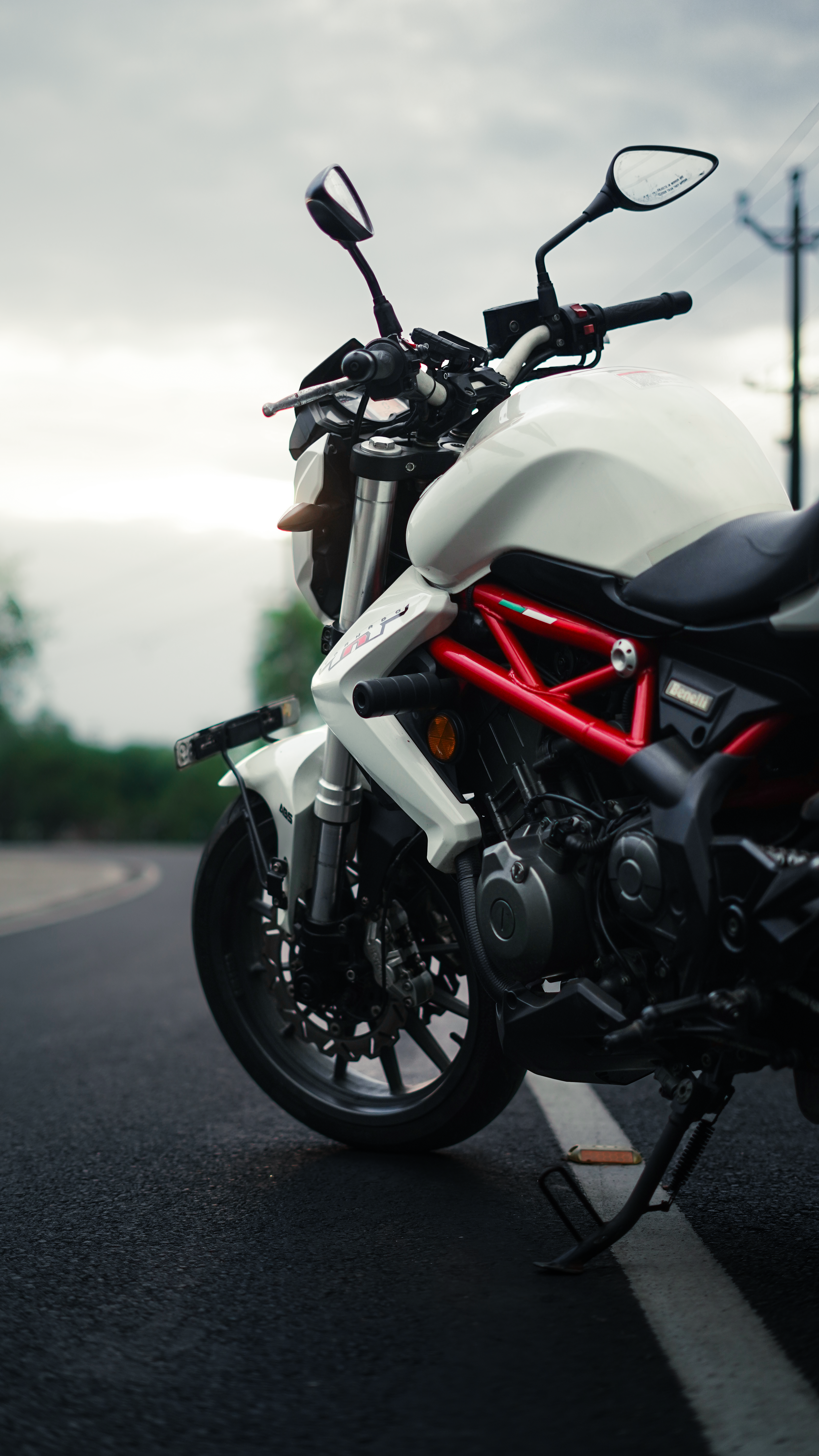 Close-up of White Superbike on Wet Road · Free Stock Photo