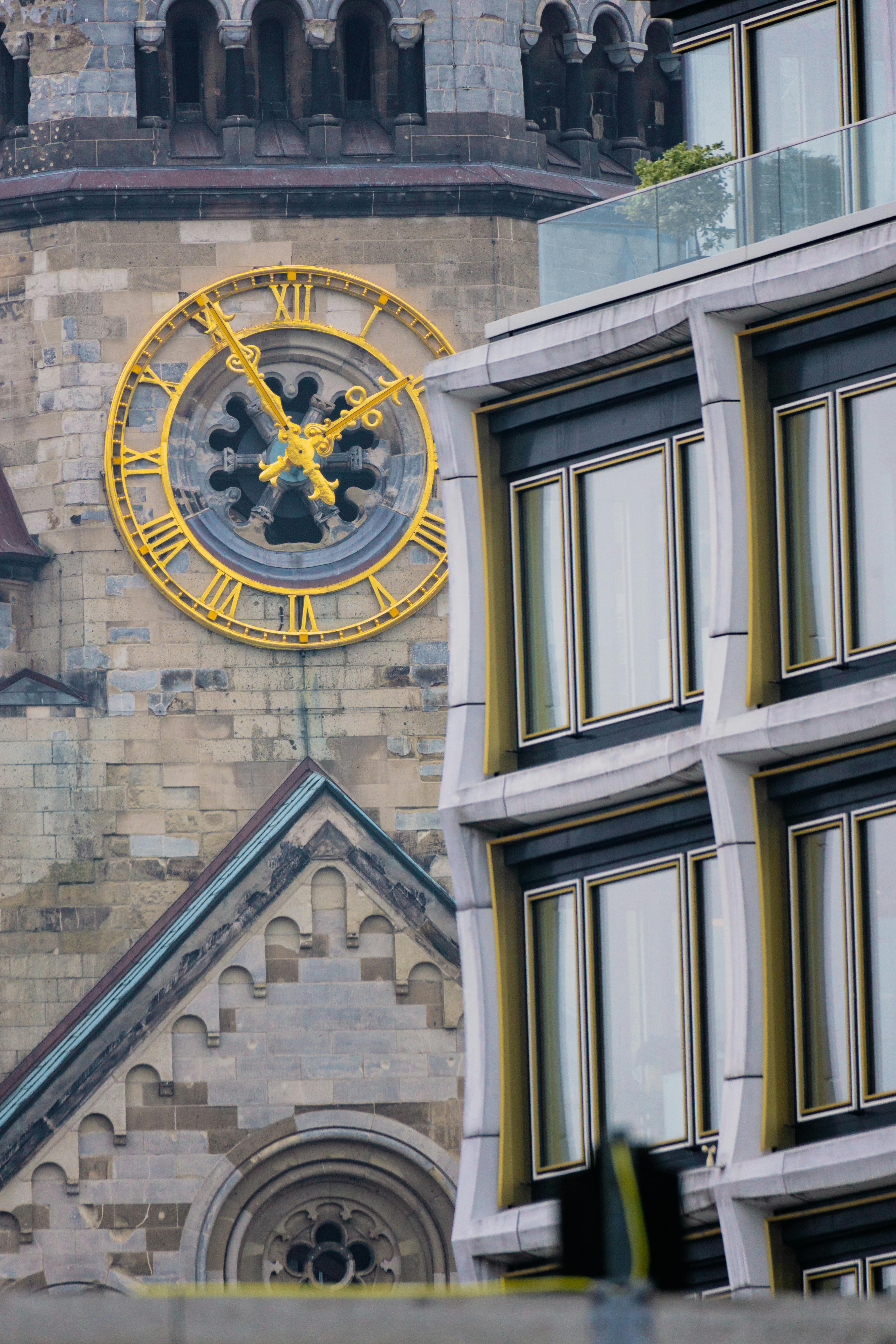 Dripping Clock Photos, Download The BEST Free Dripping Clock Stock ...