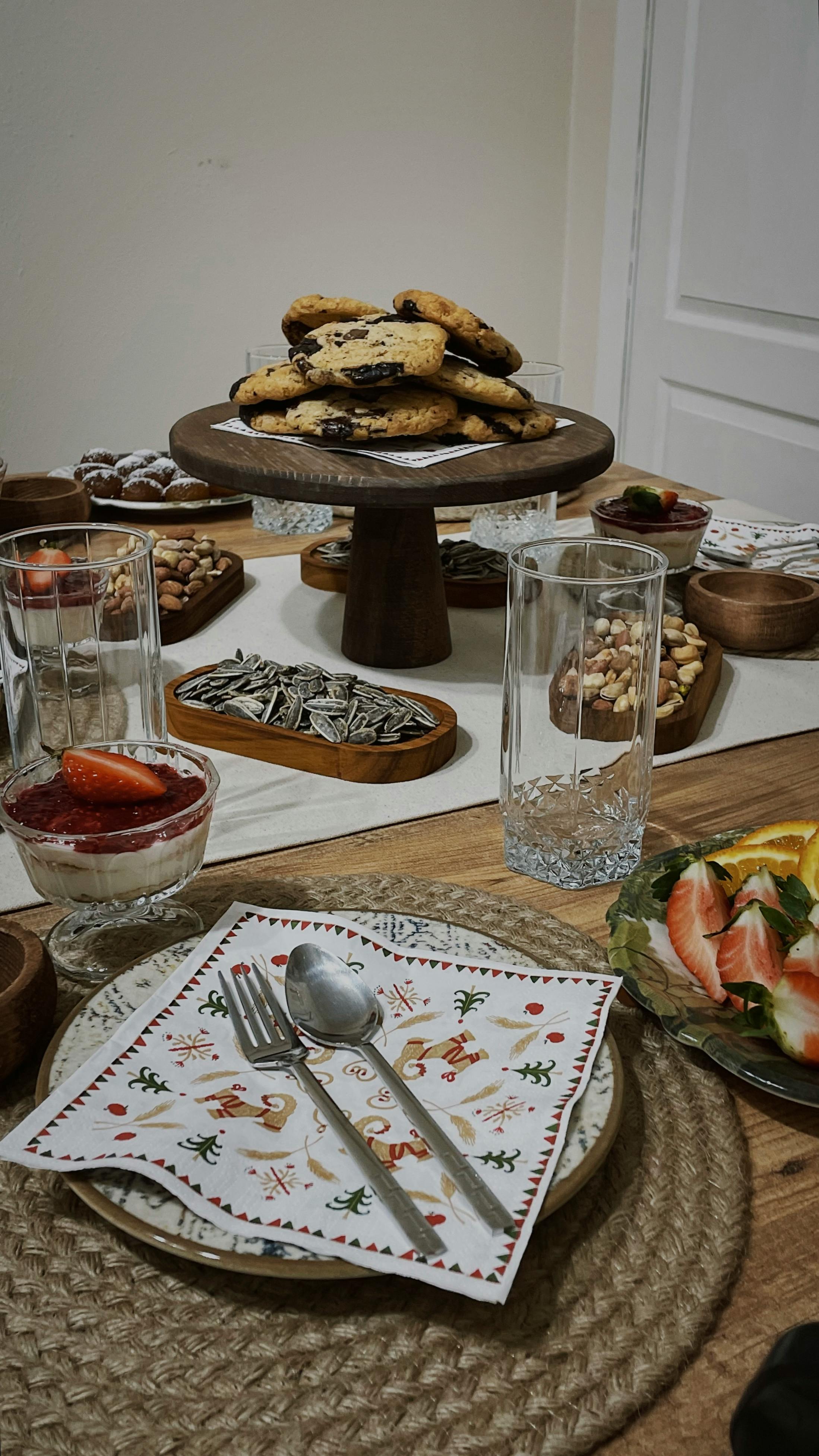 Hospitality Fraud Photos, Download The BEST Free Hospitality Fraud ...