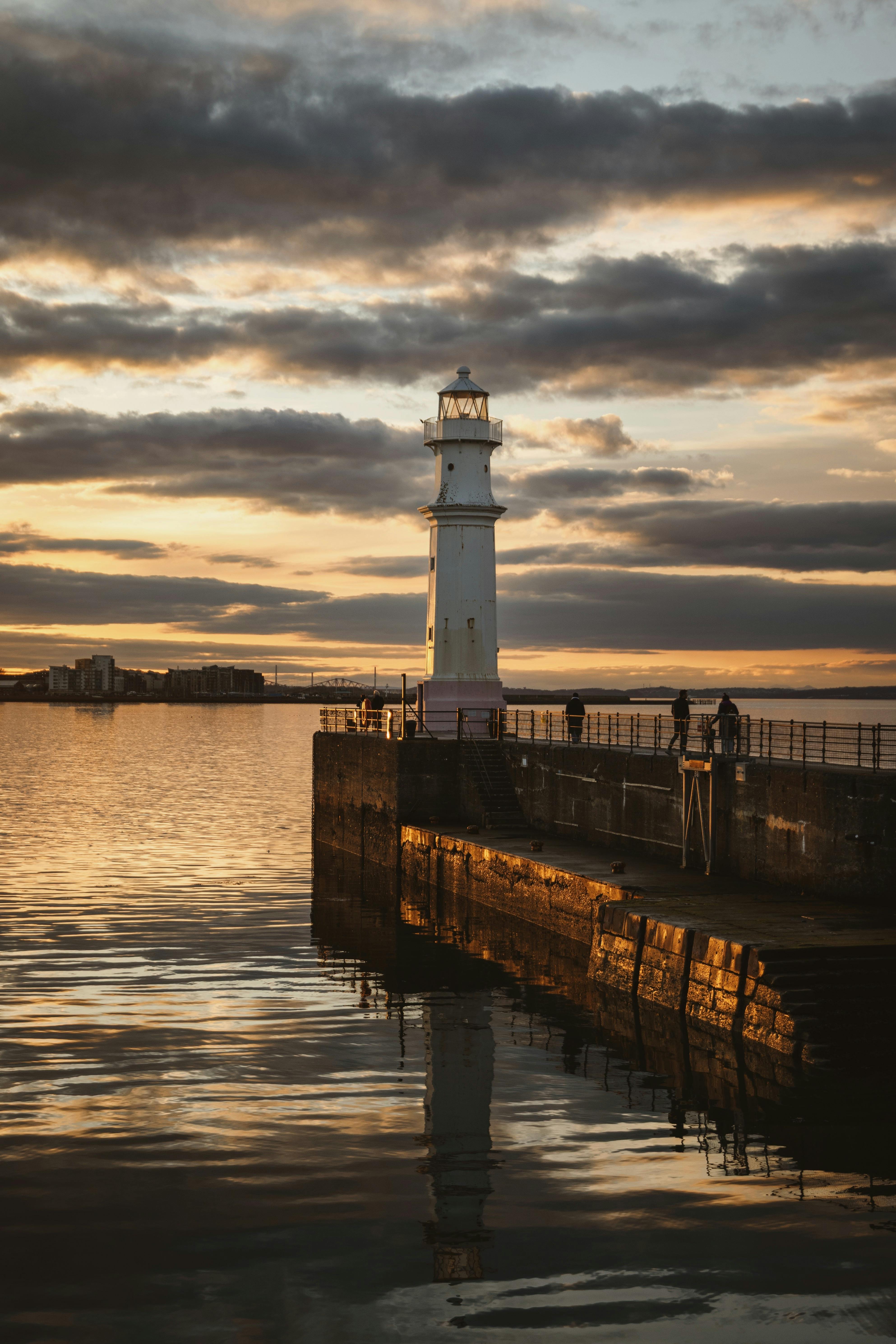 Stunning Edinburgh Lighthouse at Sunset · Free Stock Photo