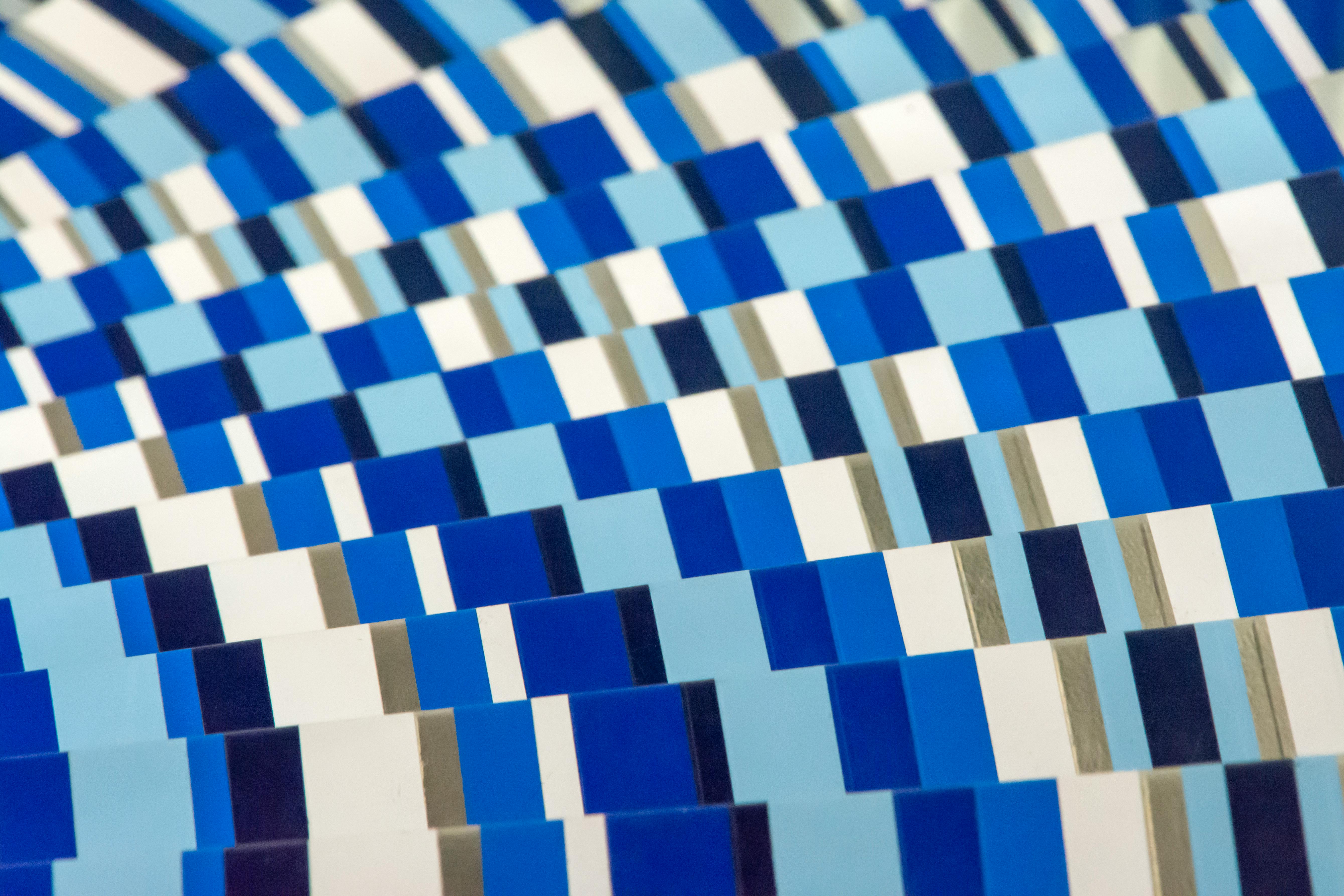 Abstract Staircase Pattern with Blue Tones · Free Stock Photo