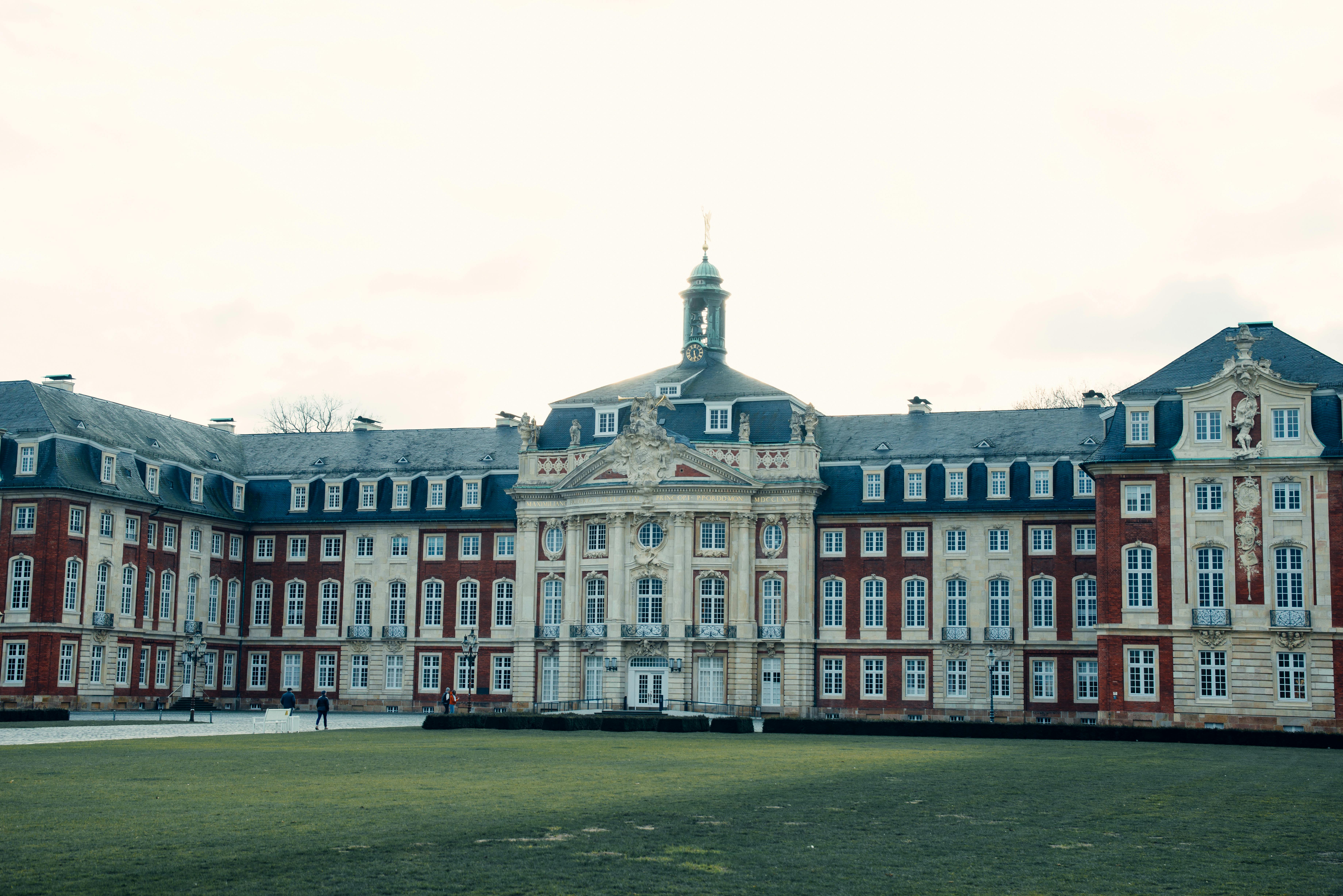 Symbol Of Münster Photos, Download The BEST Free Symbol Of Münster ...