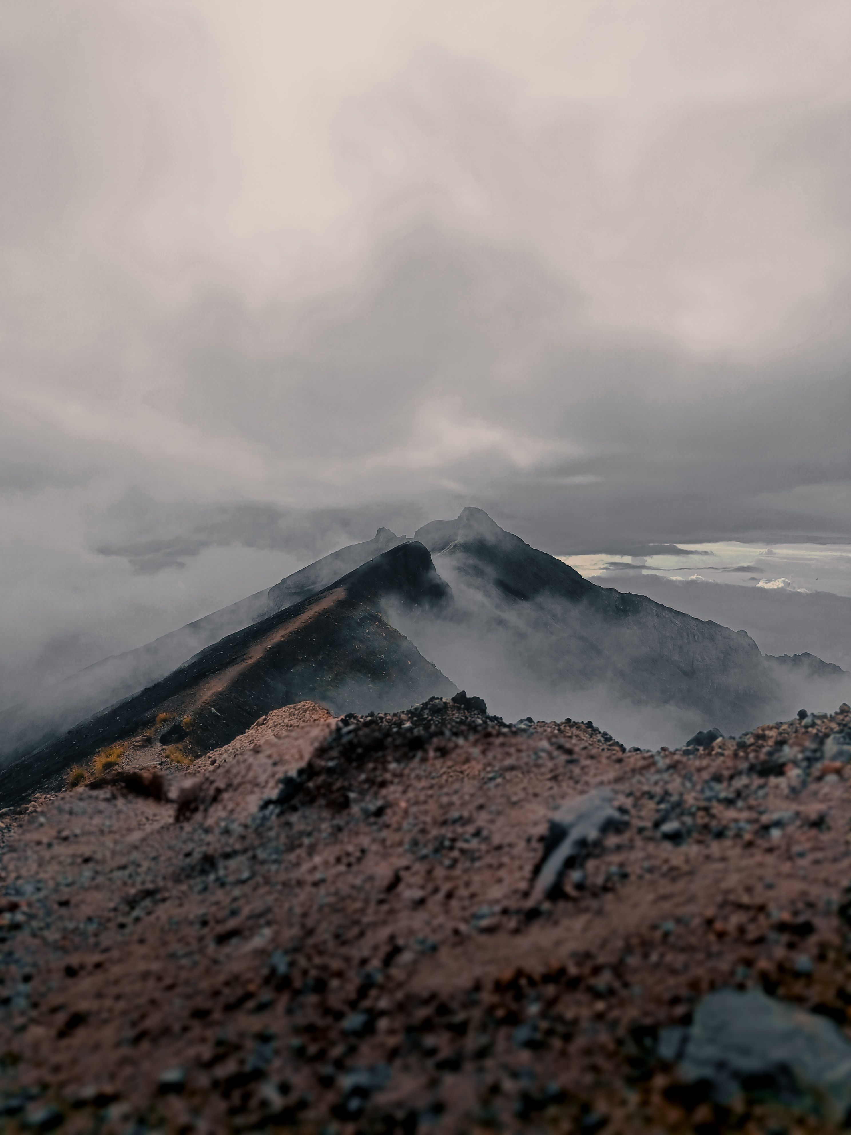 Misty Mountain Peaks in Overcast Weather · Free Stock Photo