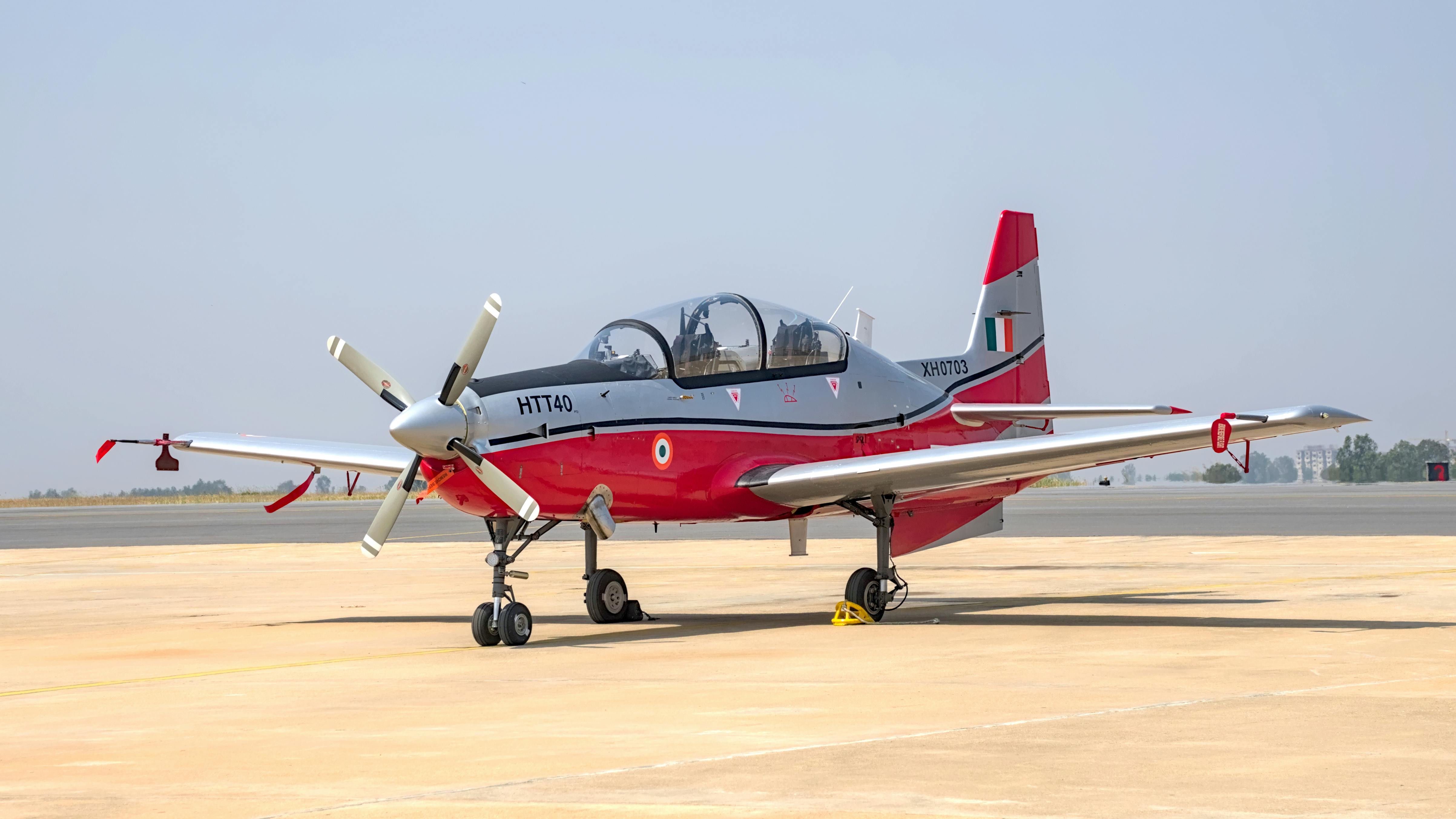 HTT-40 Trainer Aircraft at Bengaluru Airfield · Free Stock Photo