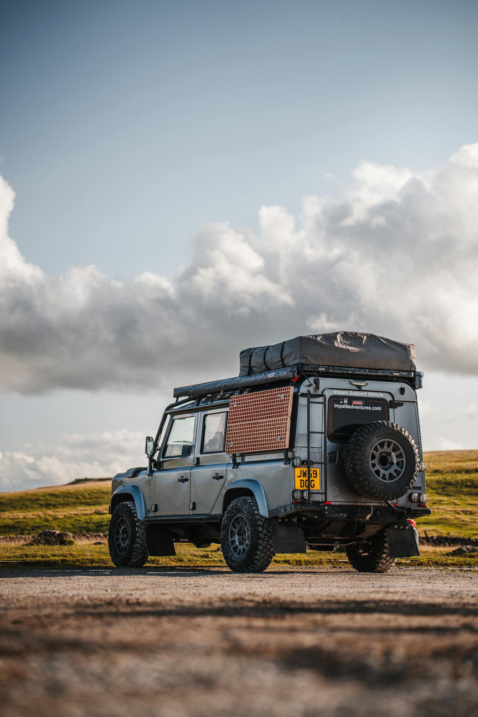 Land Rover Photos, Download The BEST Free Land Rover Stock Photos & HD ...