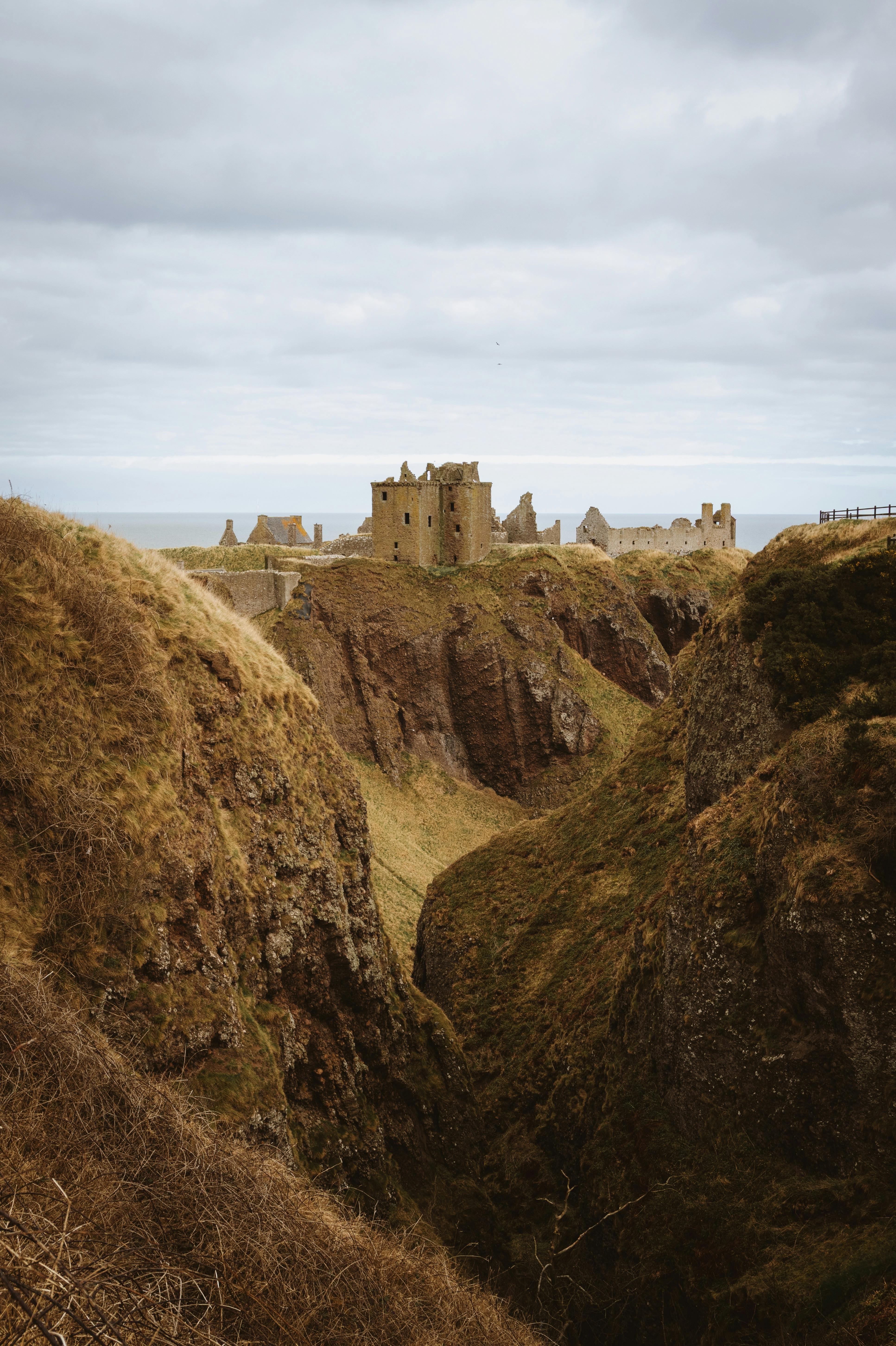 Historic Dunnottar Castle on Scottish Cliffs · Free Stock Photo
