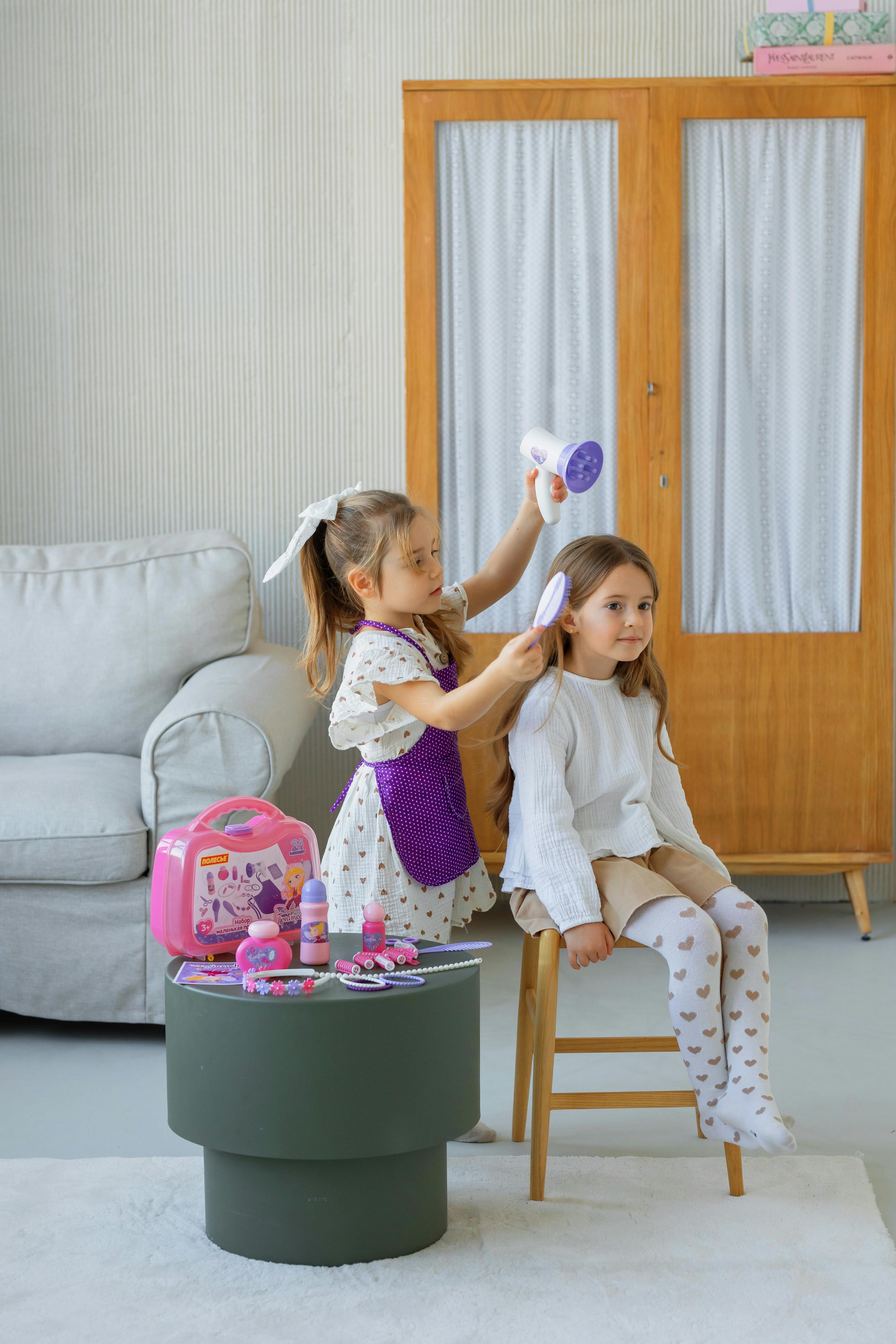 Girls Behavior Photos, Download The BEST Free Girls Behavior Stock ...