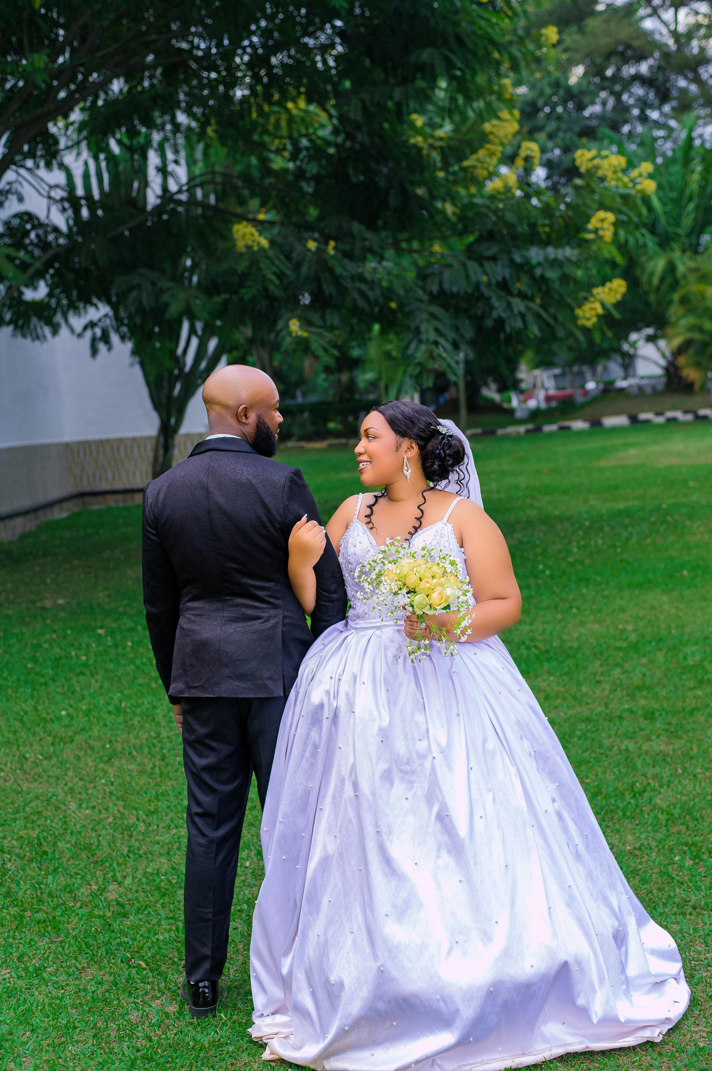 Groom Back View Photos, Download The BEST Free Groom Back View Stock ...