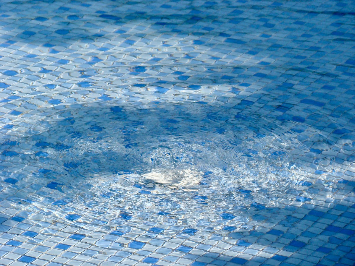 Swimming Pool Background Photos, Download The BEST Free Swimming Pool ...