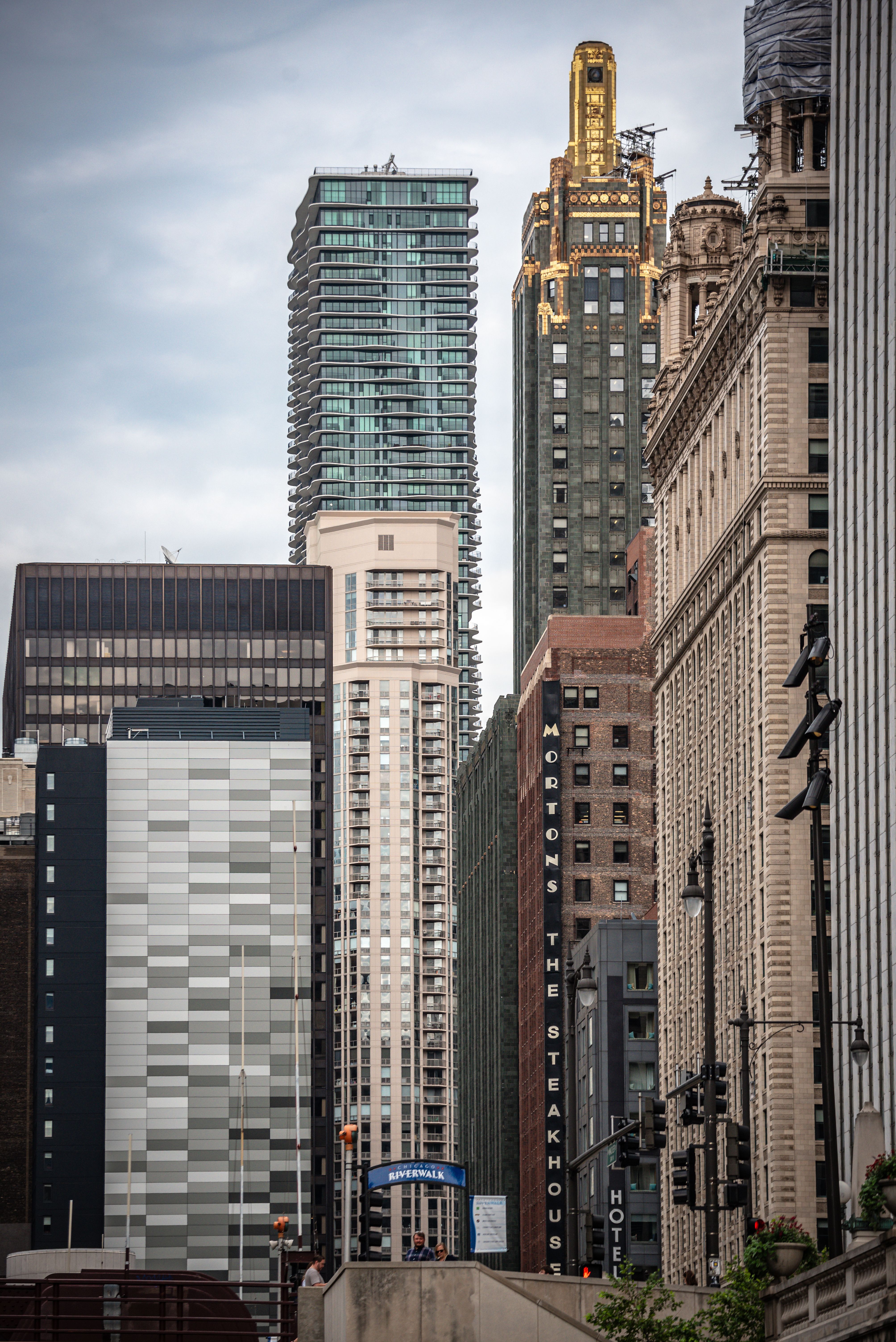 Modern and Historic Skyscrapers in Chicago · Free Stock Photo