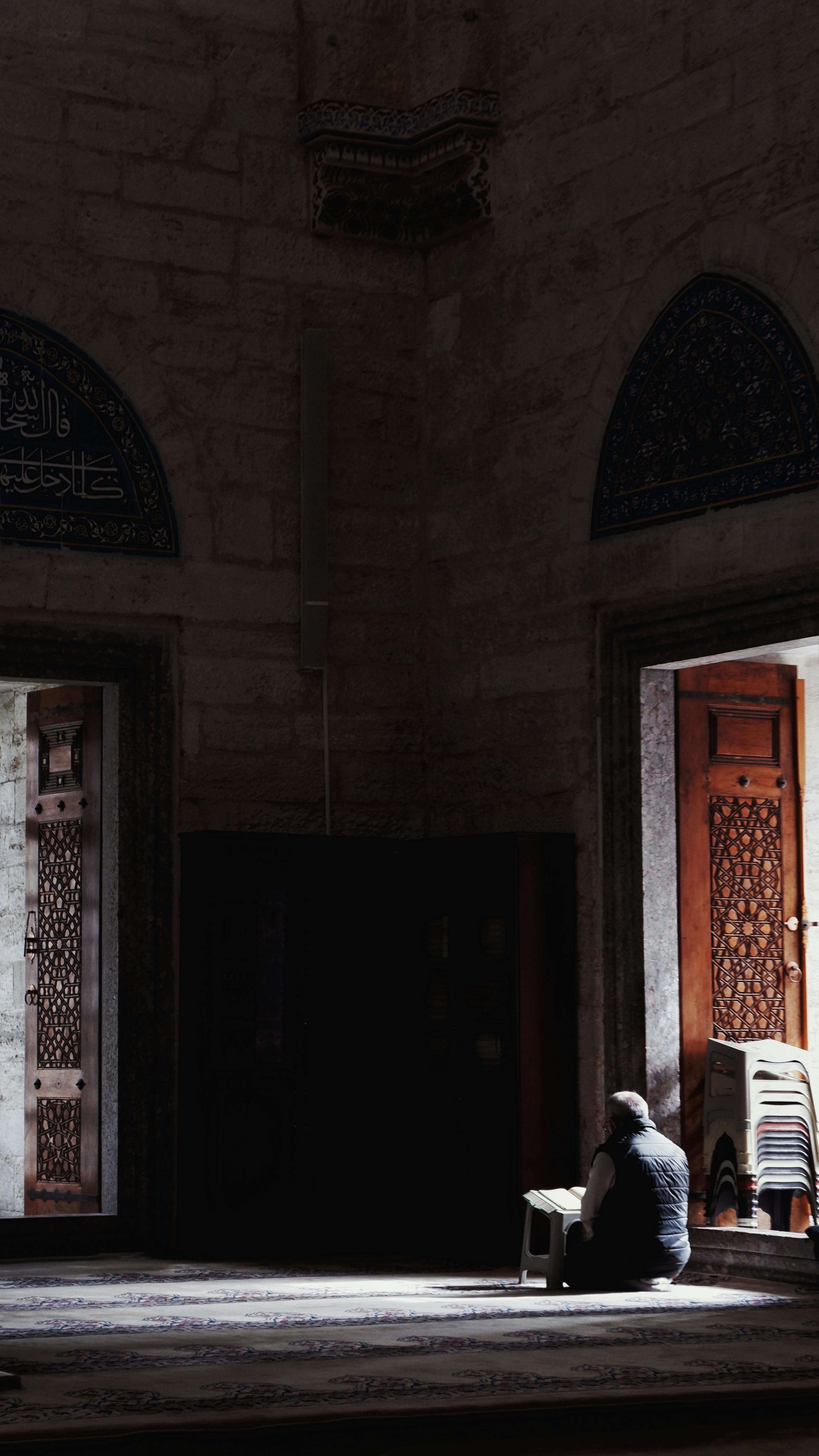 Muslim Bra Photos, Download The BEST Free Muslim Bra Stock Photos & HD ...