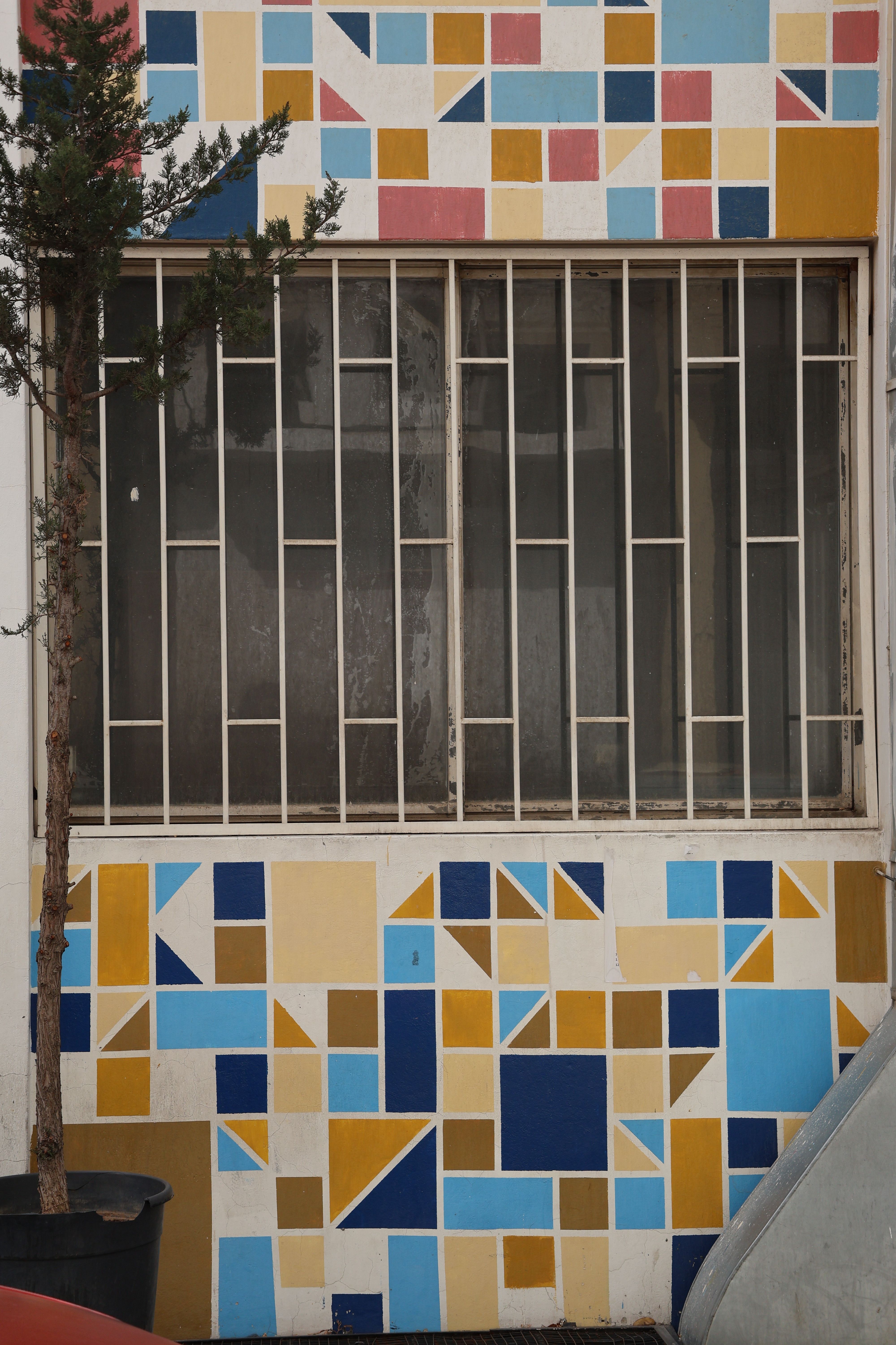 Colorful Geometric Facade in Damascus · Free Stock Photo
