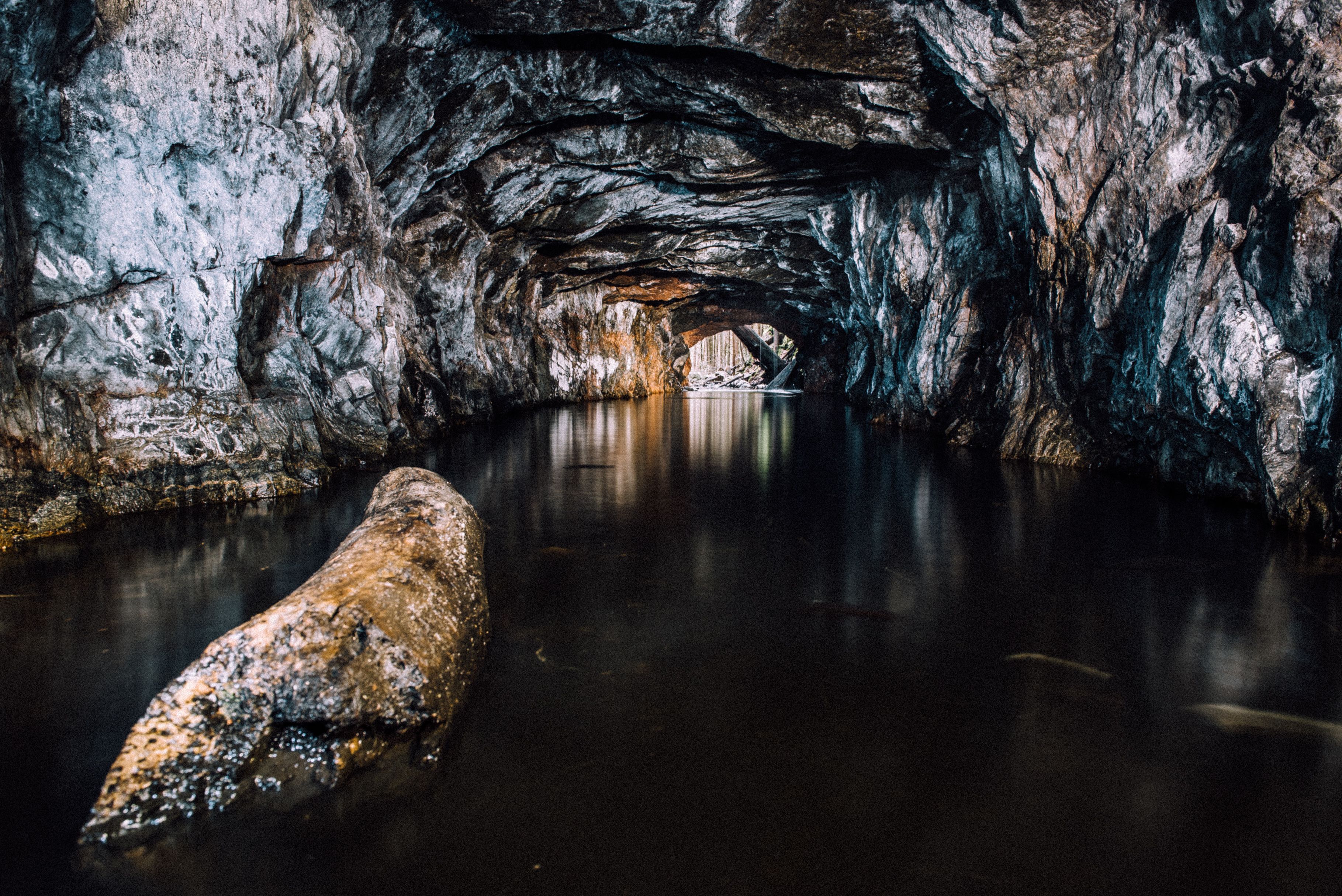 Cave on Focus Photography · Free Stock Photo