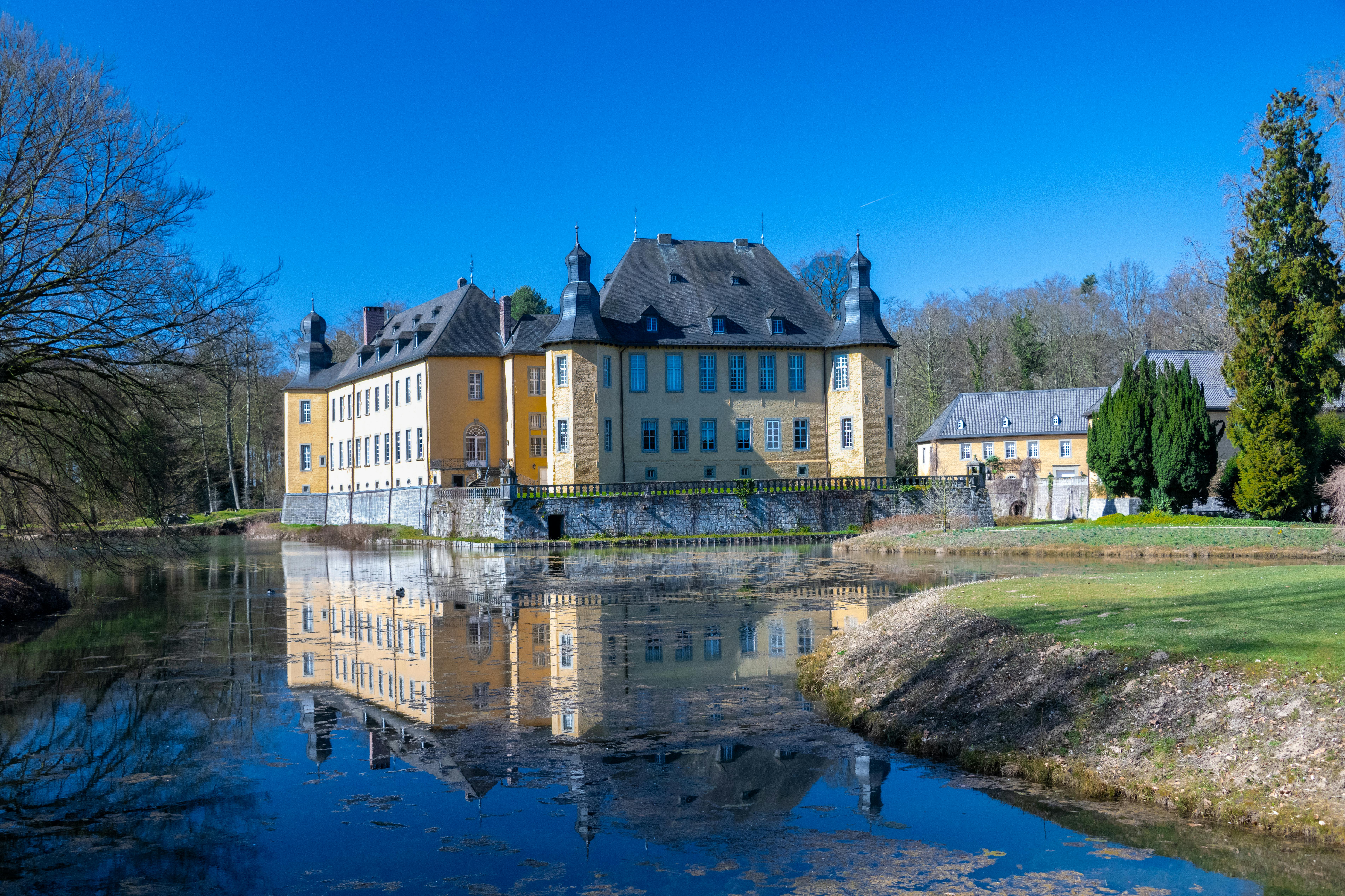 Connaught Palace Photos, Download The BEST Free Connaught Palace Stock ...