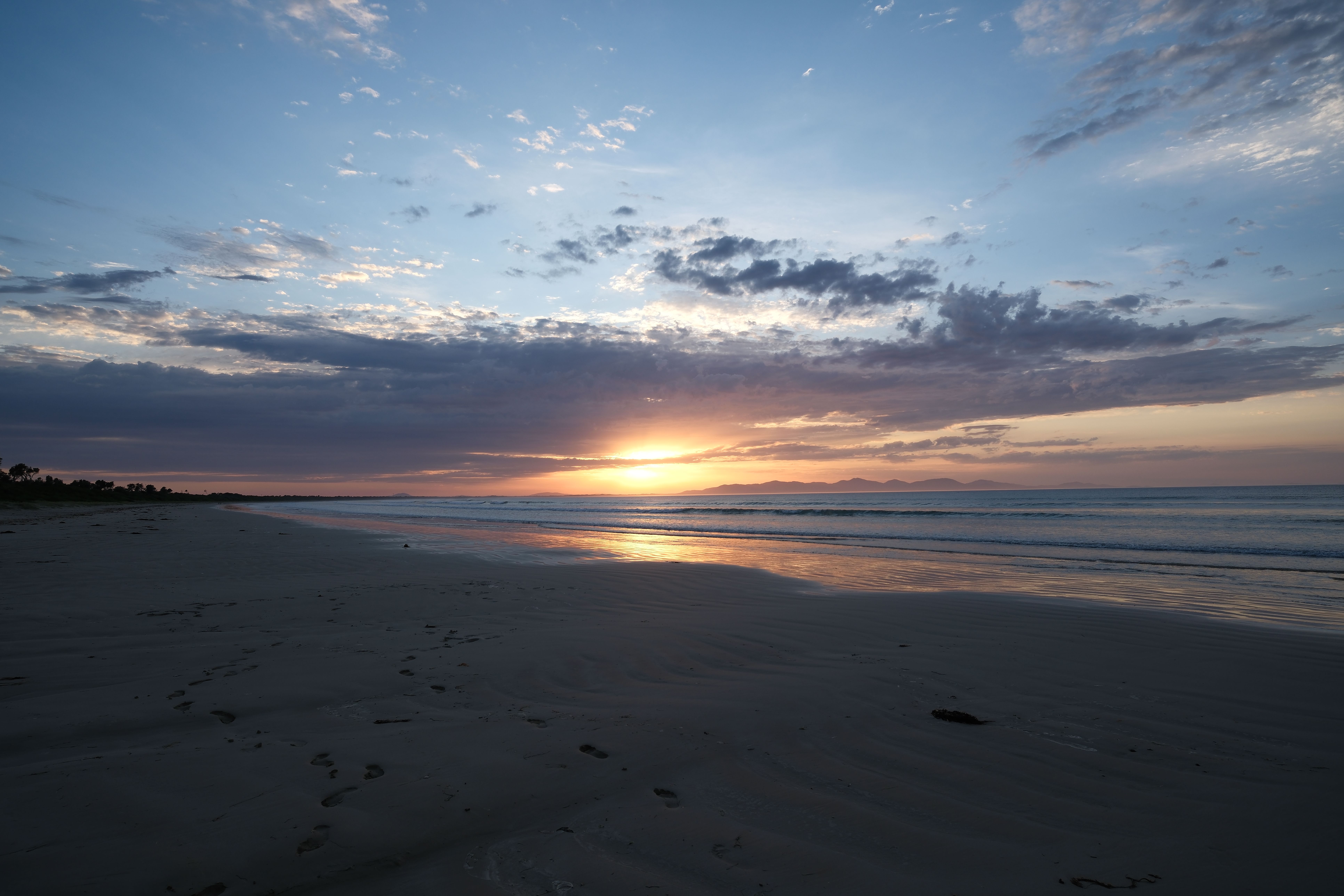 A Sandy Beach Photos, Download The BEST Free A Sandy Beach Stock Photos ...