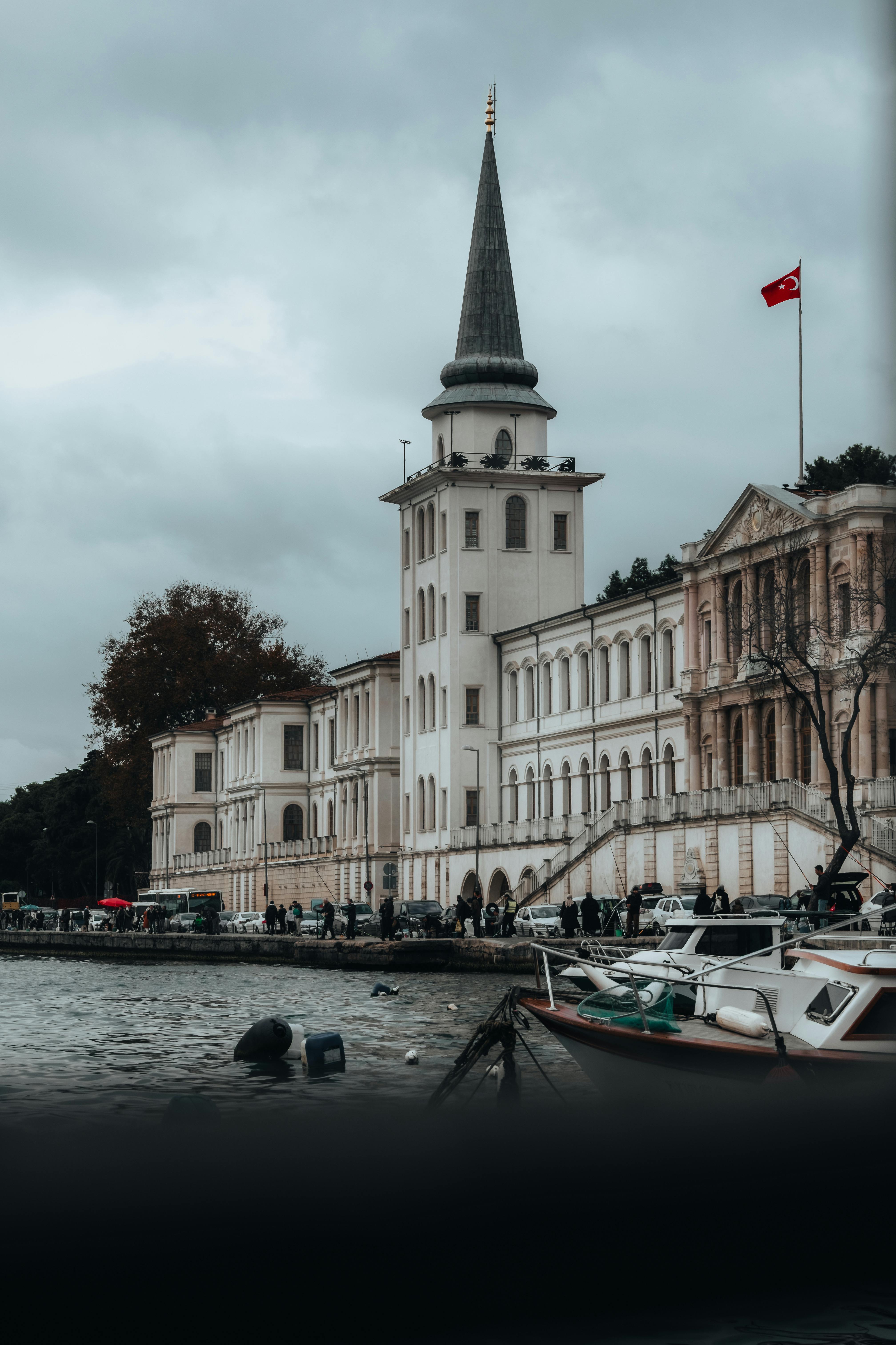 Historic Turkish Building by Bosphorus River · Free Stock Photo