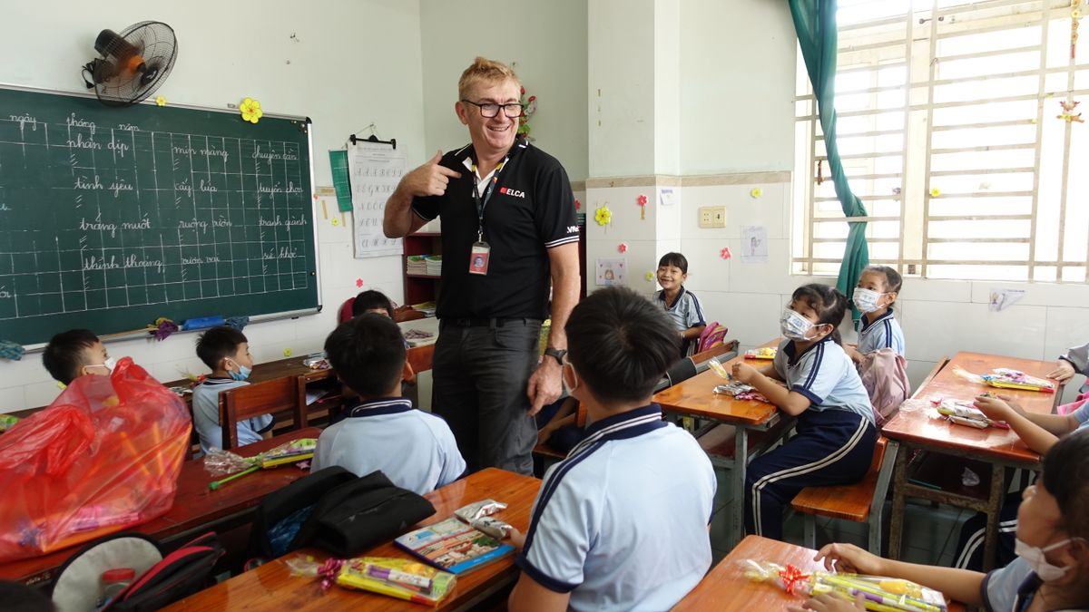 Students In Bhutanese Classroom, Bhutan Photos, Download The BEST Free ...
