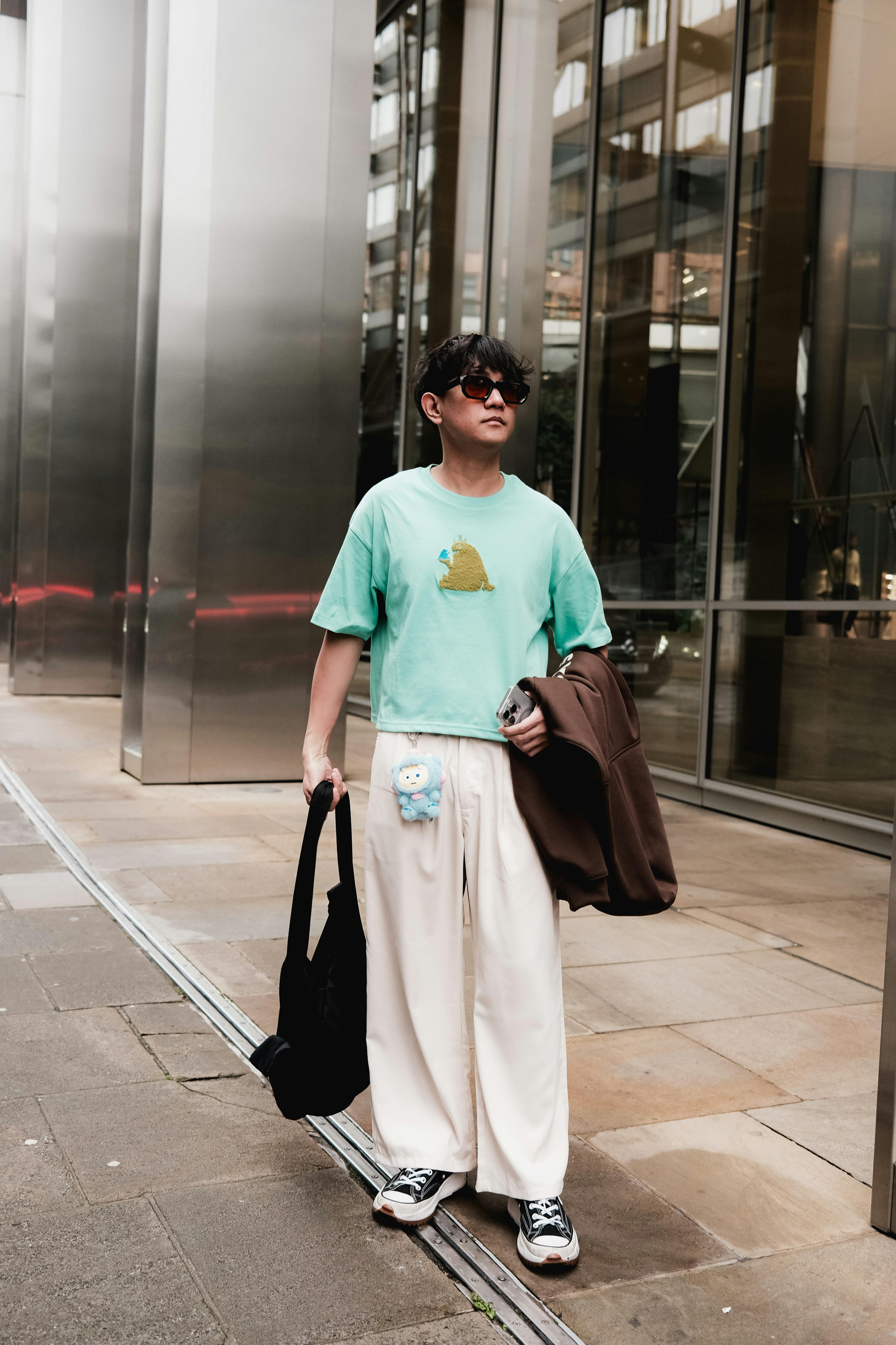 Confident Walking Photos, Download The BEST Free Confident Walking ...