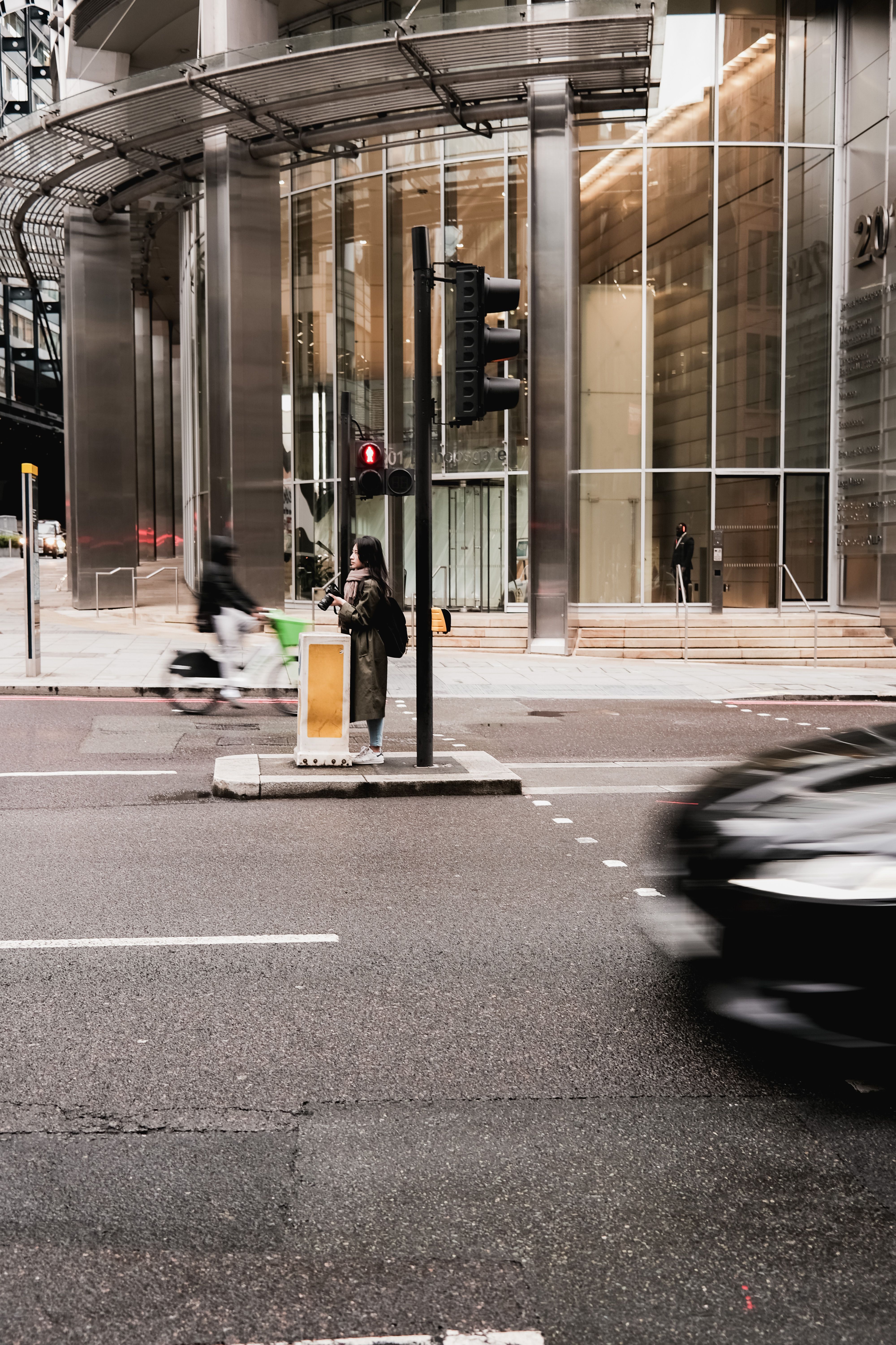 Urban Street Scene with Motion Blur in City Environment · Free Stock Photo