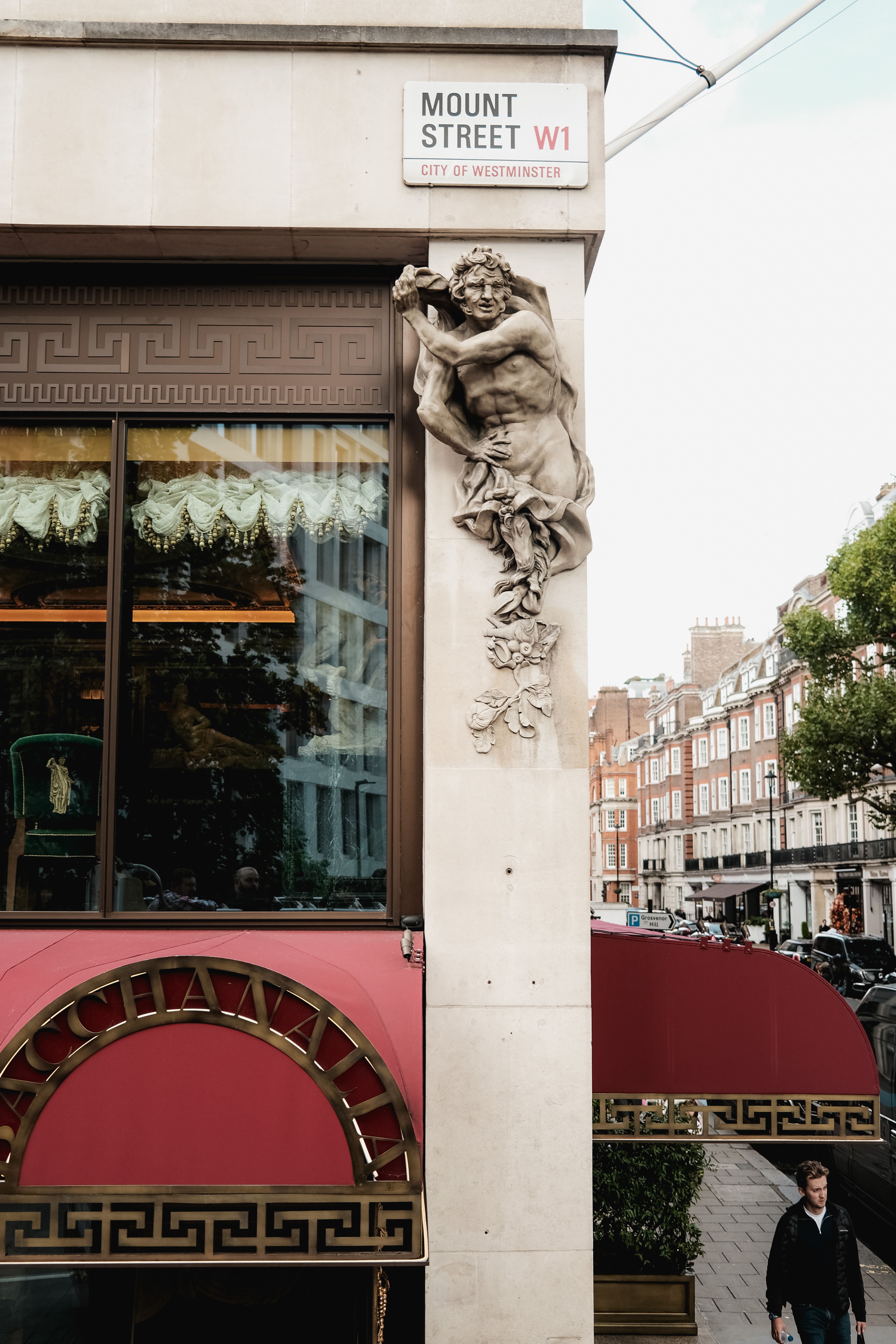 Mount Street Architecture in Westminster, London · Free Stock Photo