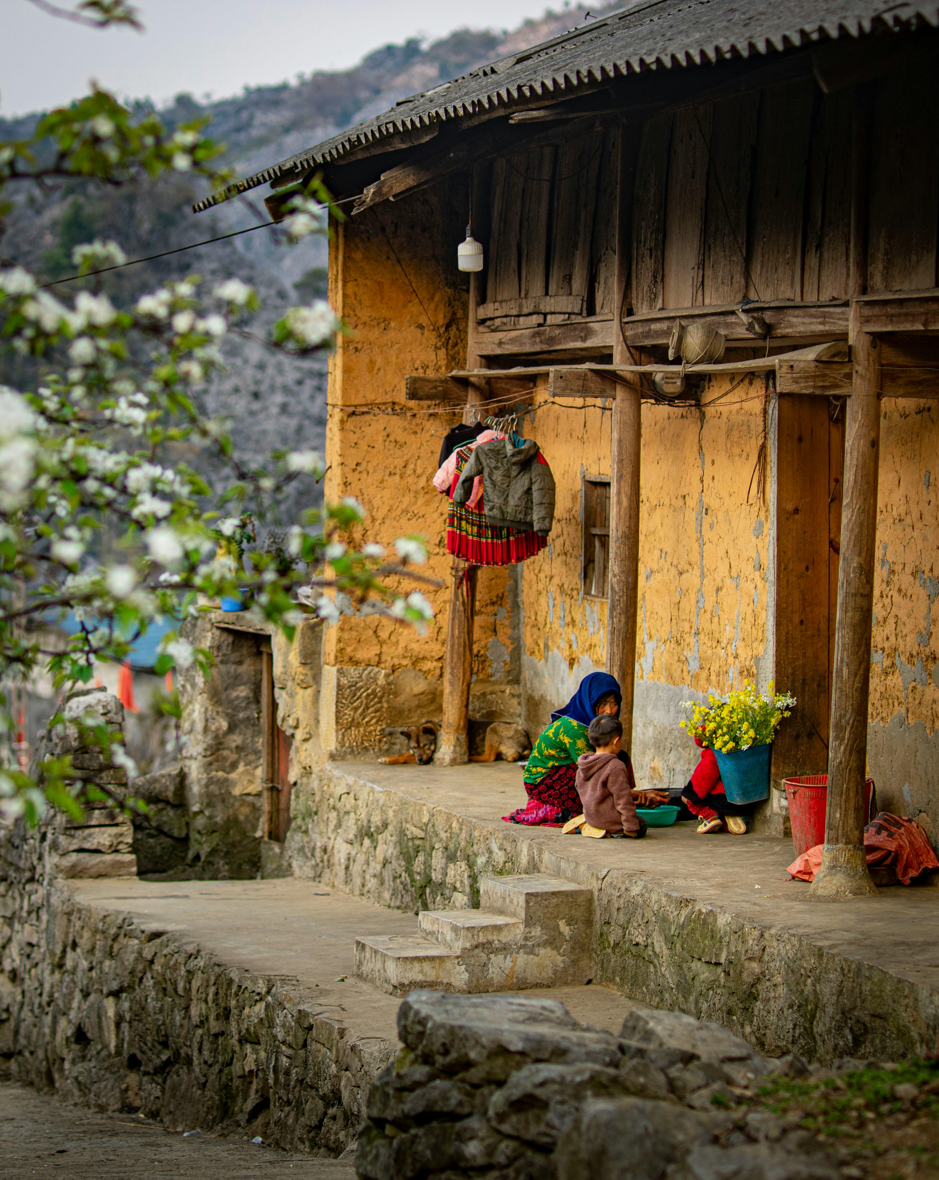 Young Girls in Traditional Attire in Hà Giang, Vietnam · Free Stock Photo
