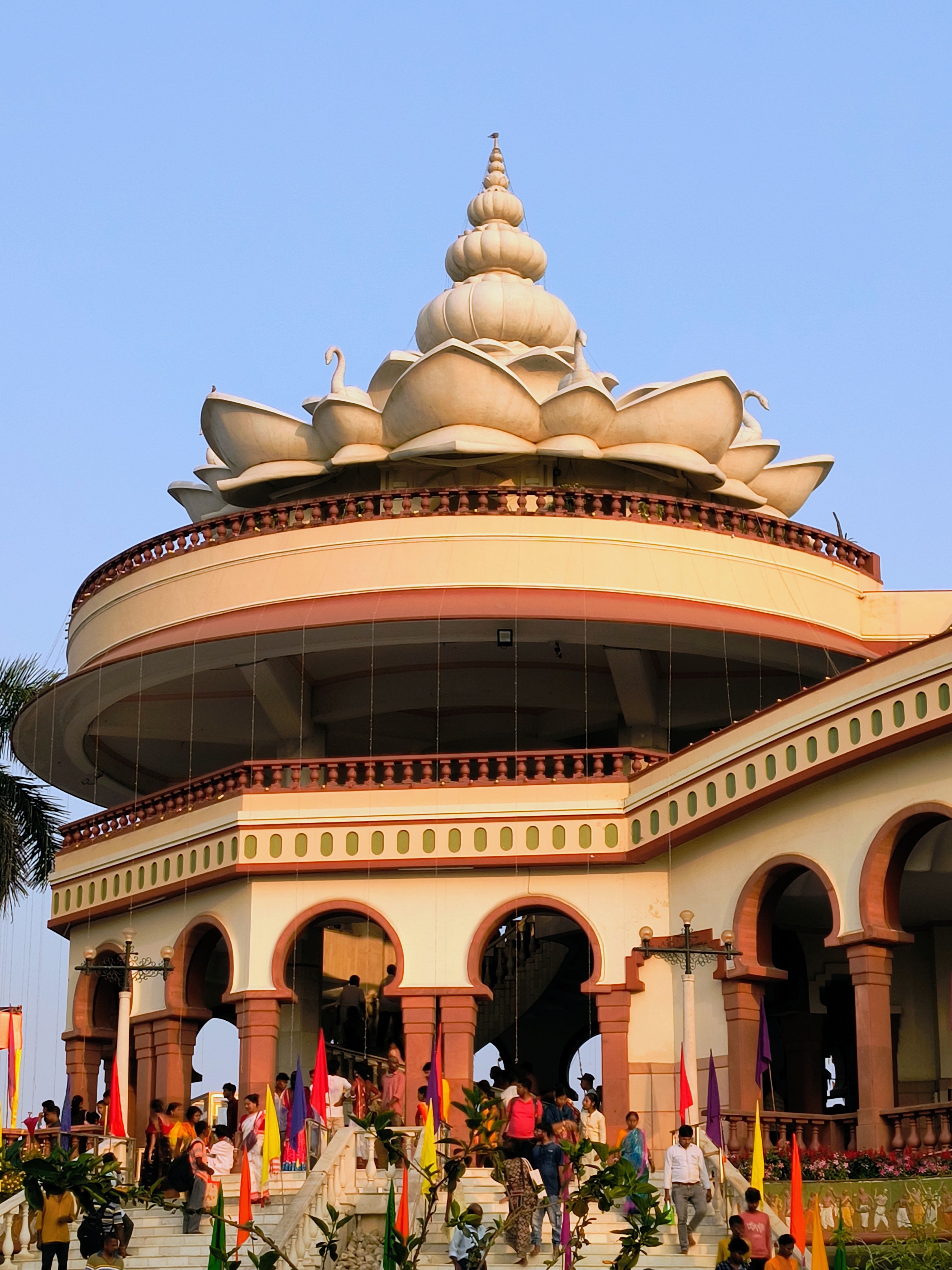 Beautiful Lotus-Shaped Temple in Daylight · Free Stock Photo
