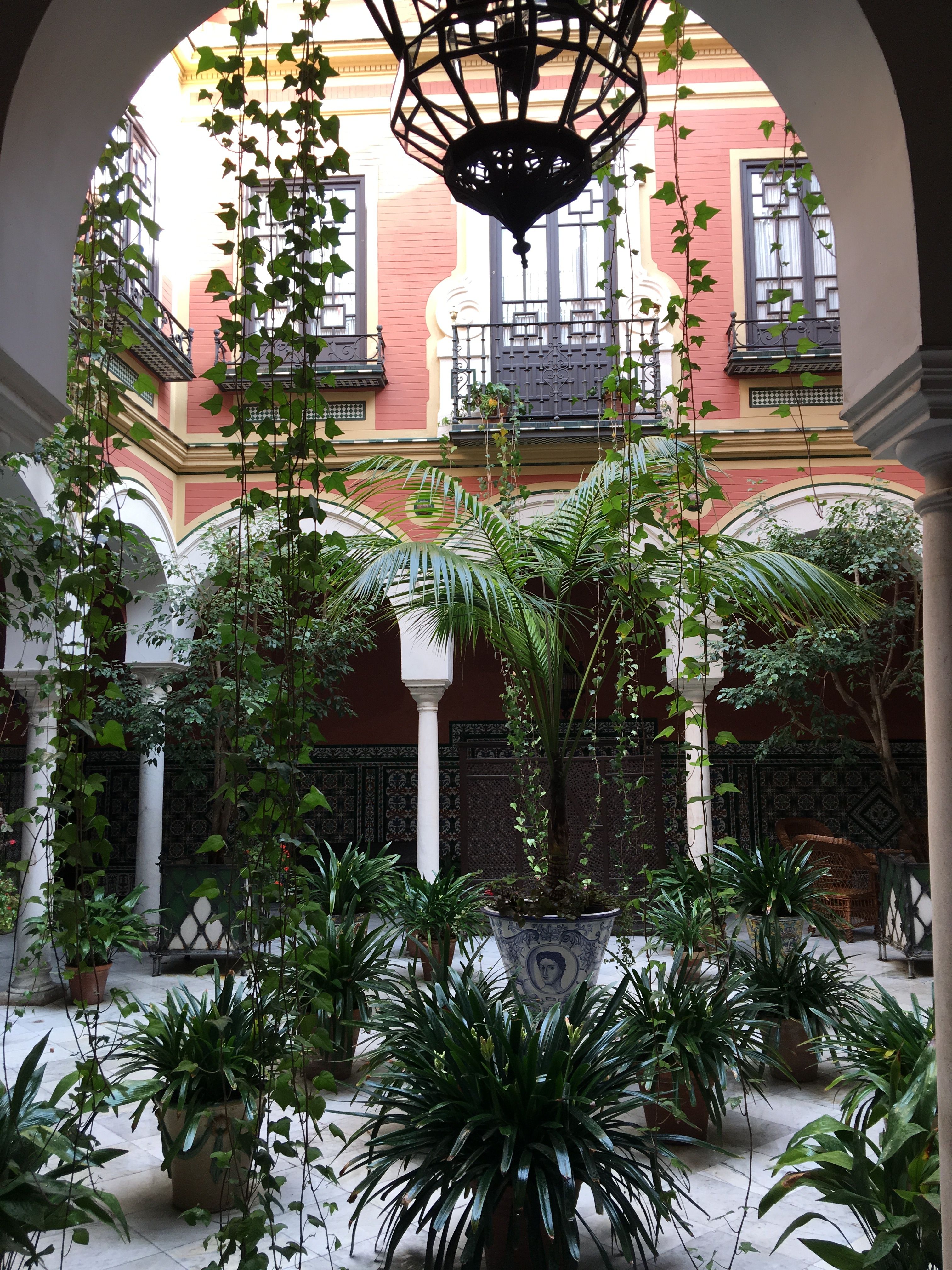 Elegant Andalusian Courtyard in Cádiz · Free Stock Photo