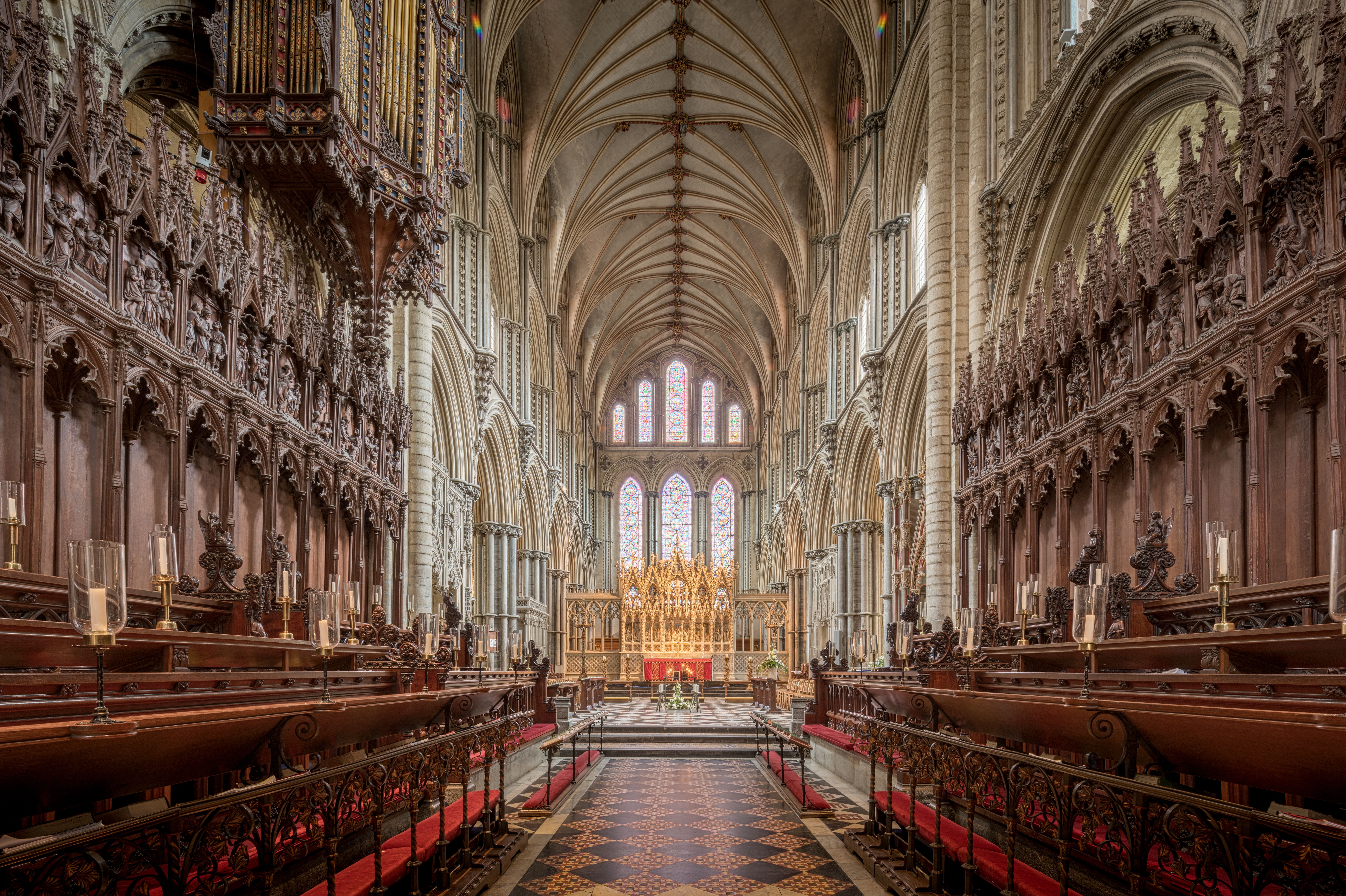 Interior of Ely Cathedral with Gothic Architecture · Free Stock Photo