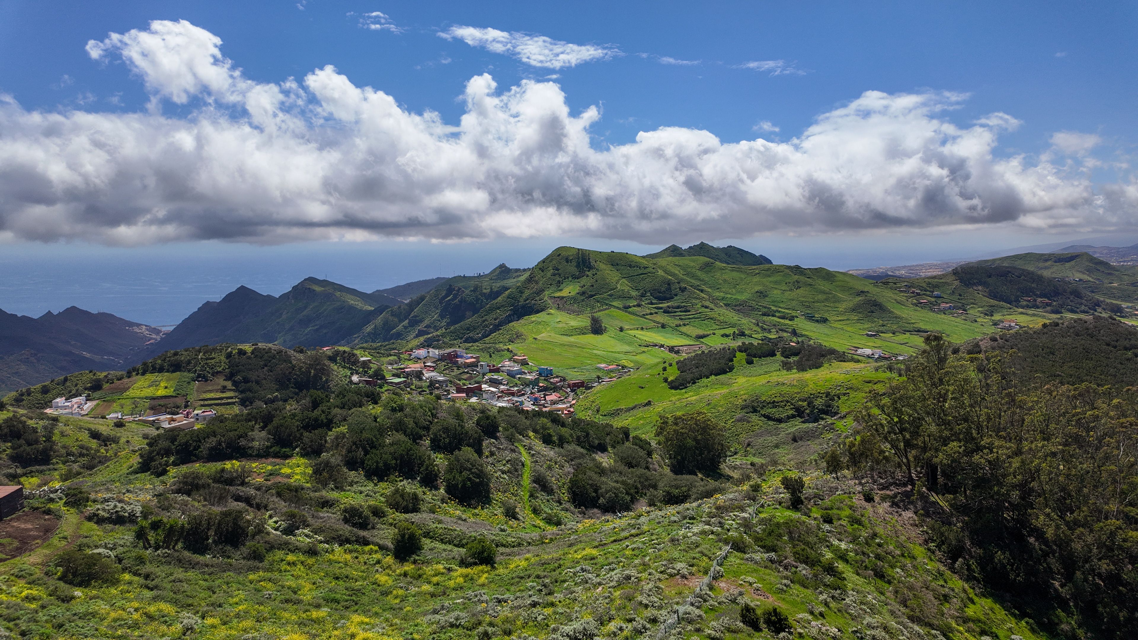 Scenic View of Tenerife Mountains and Valleys · Free Stock Photo