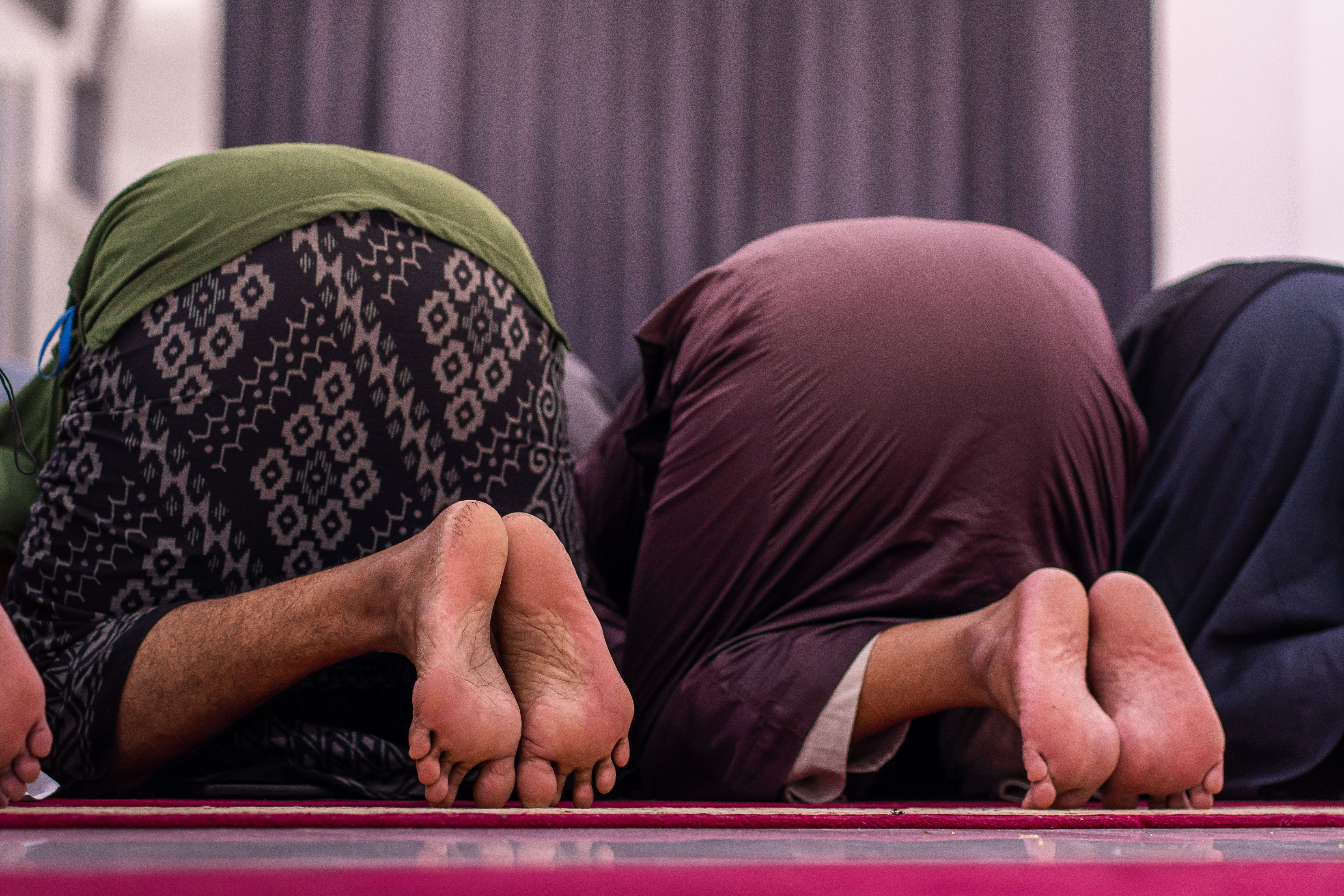 Muslim Feet Photos, Download The BEST Free Muslim Feet Stock Photos ...