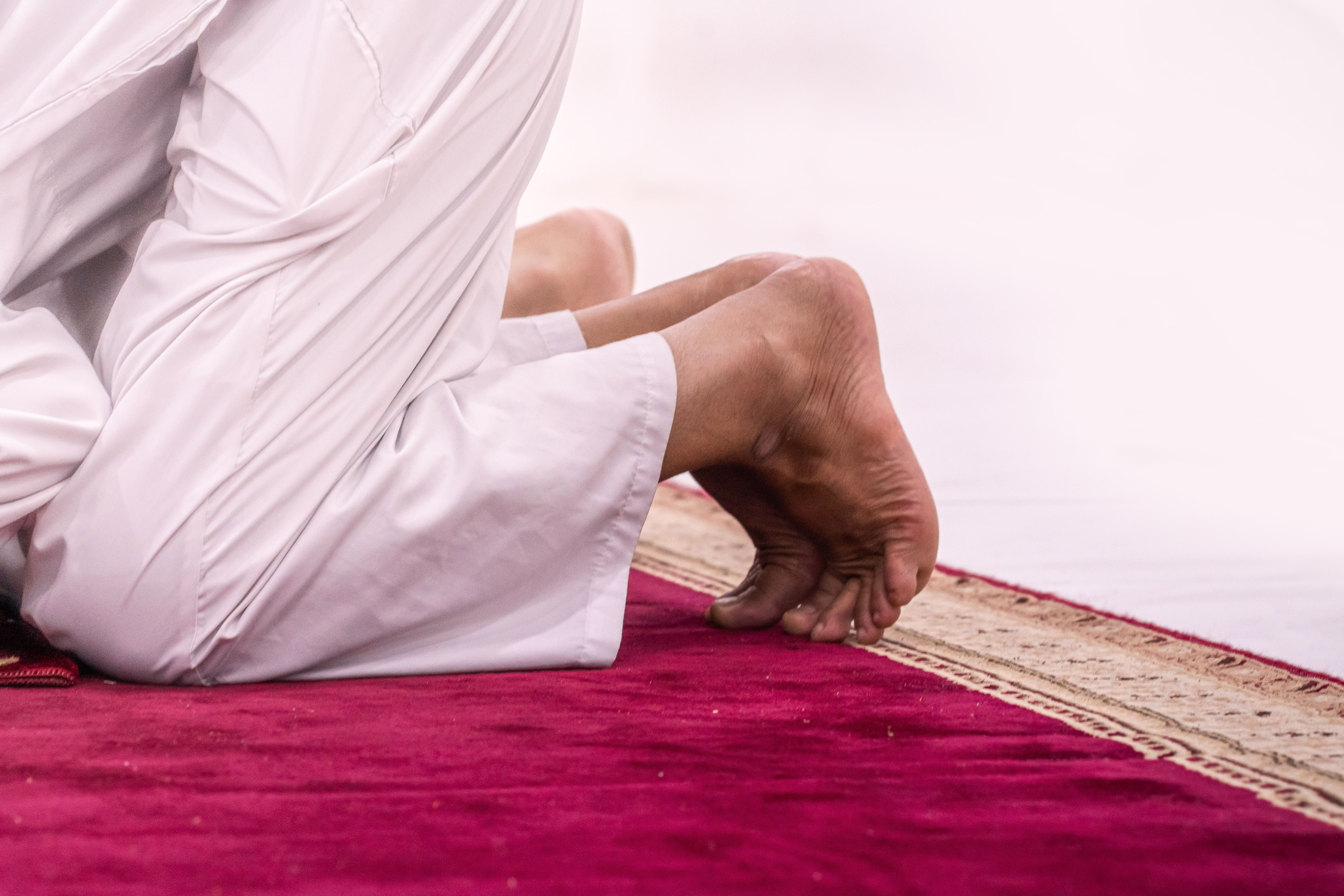 Muslim Feet Photos, Download The BEST Free Muslim Feet Stock Photos ...