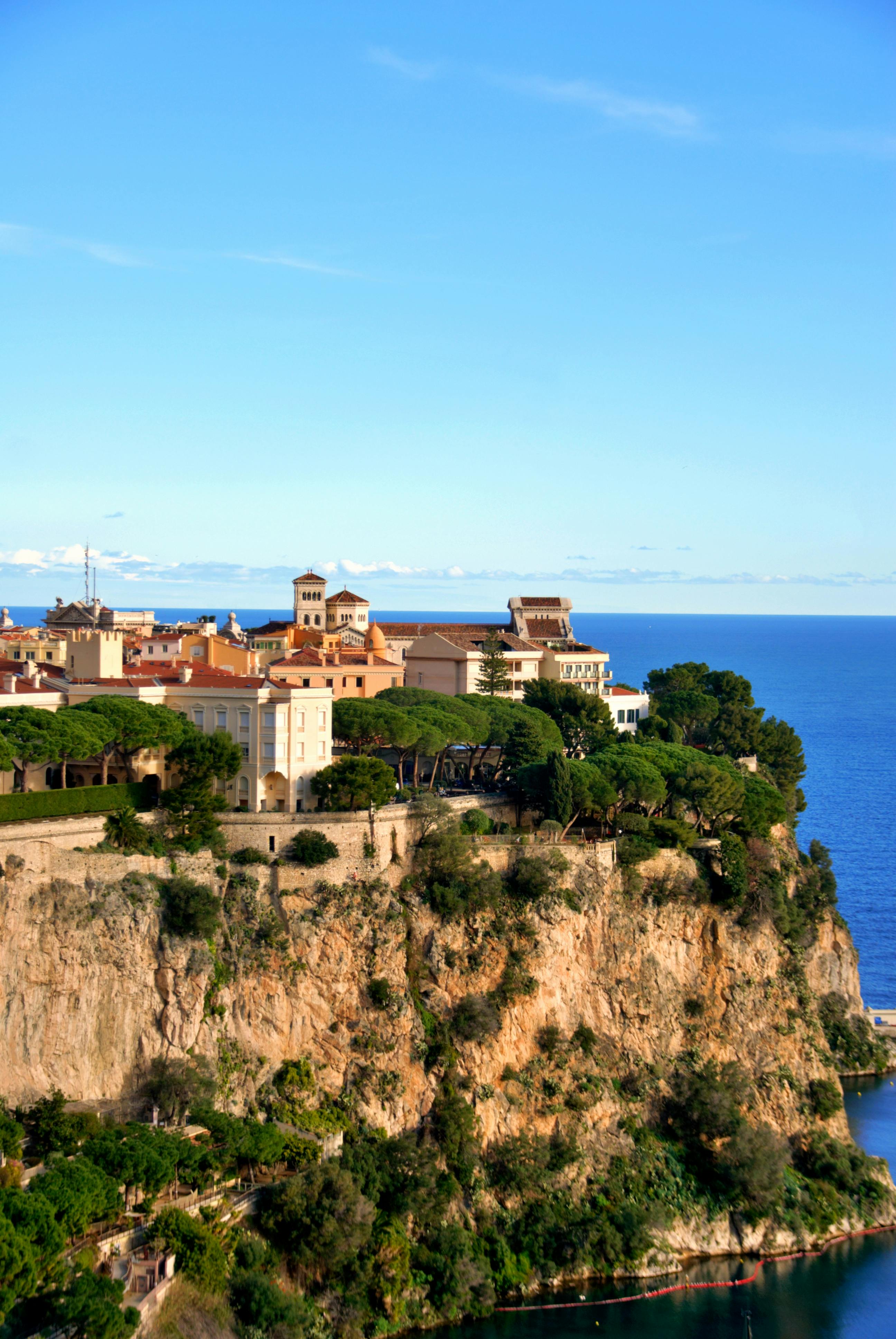 Scenic Coastal View of Monaco with Clifftop Buildings · Free Stock Photo