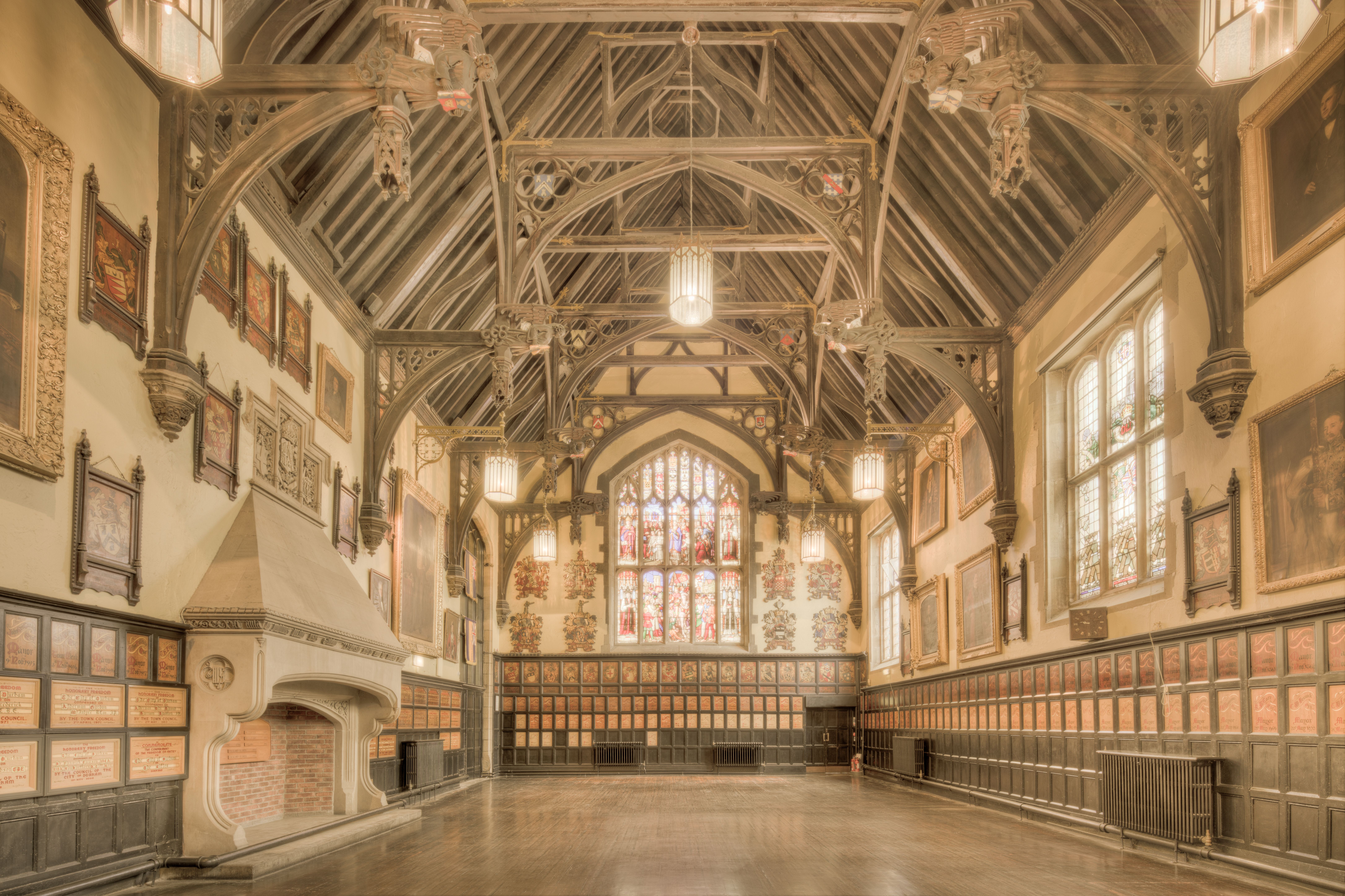 Historic English Hall with Timber Ceiling · Free Stock Photo