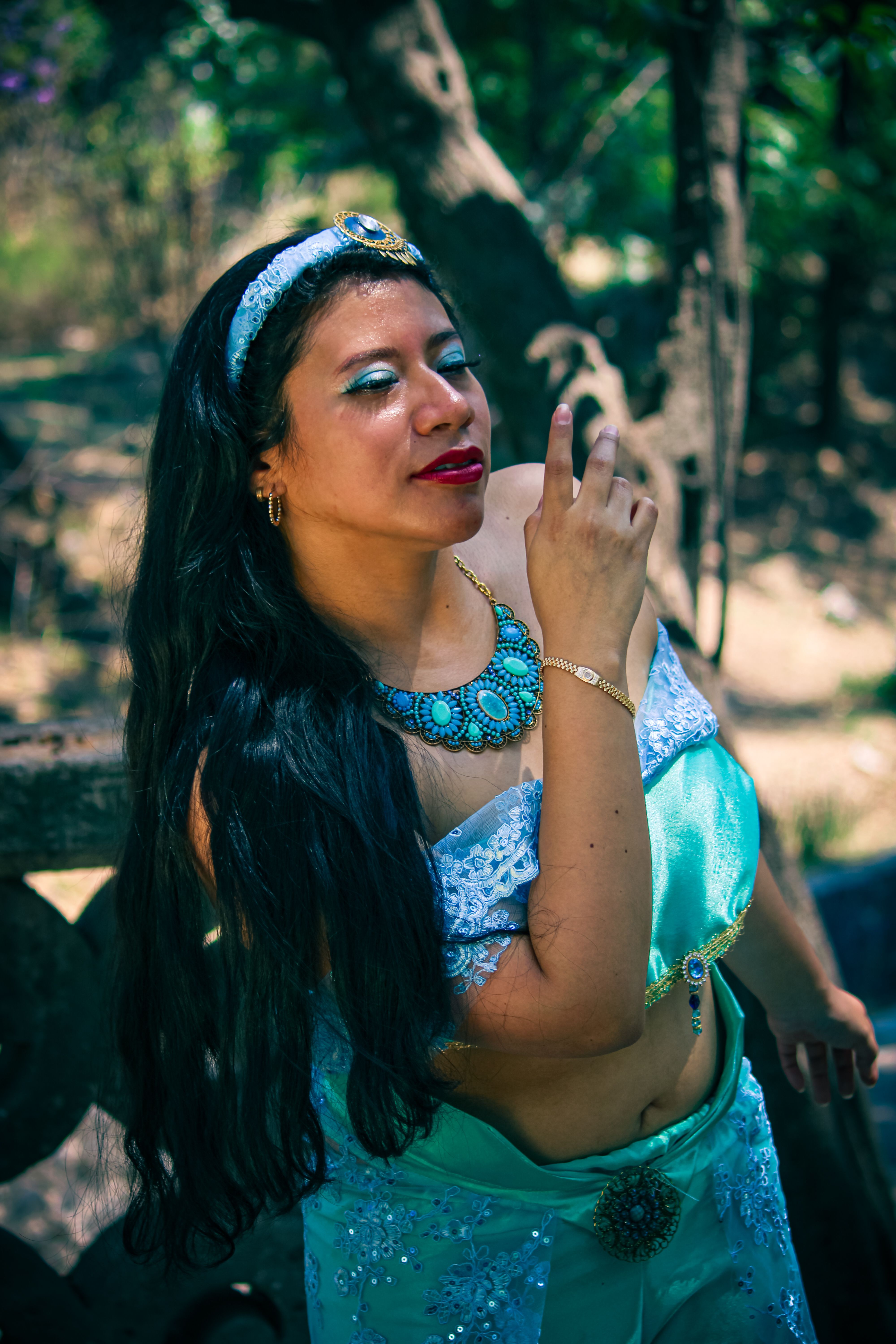 Fantasy Princess Cosplay in Ciudad de México Park · Free Stock Photo