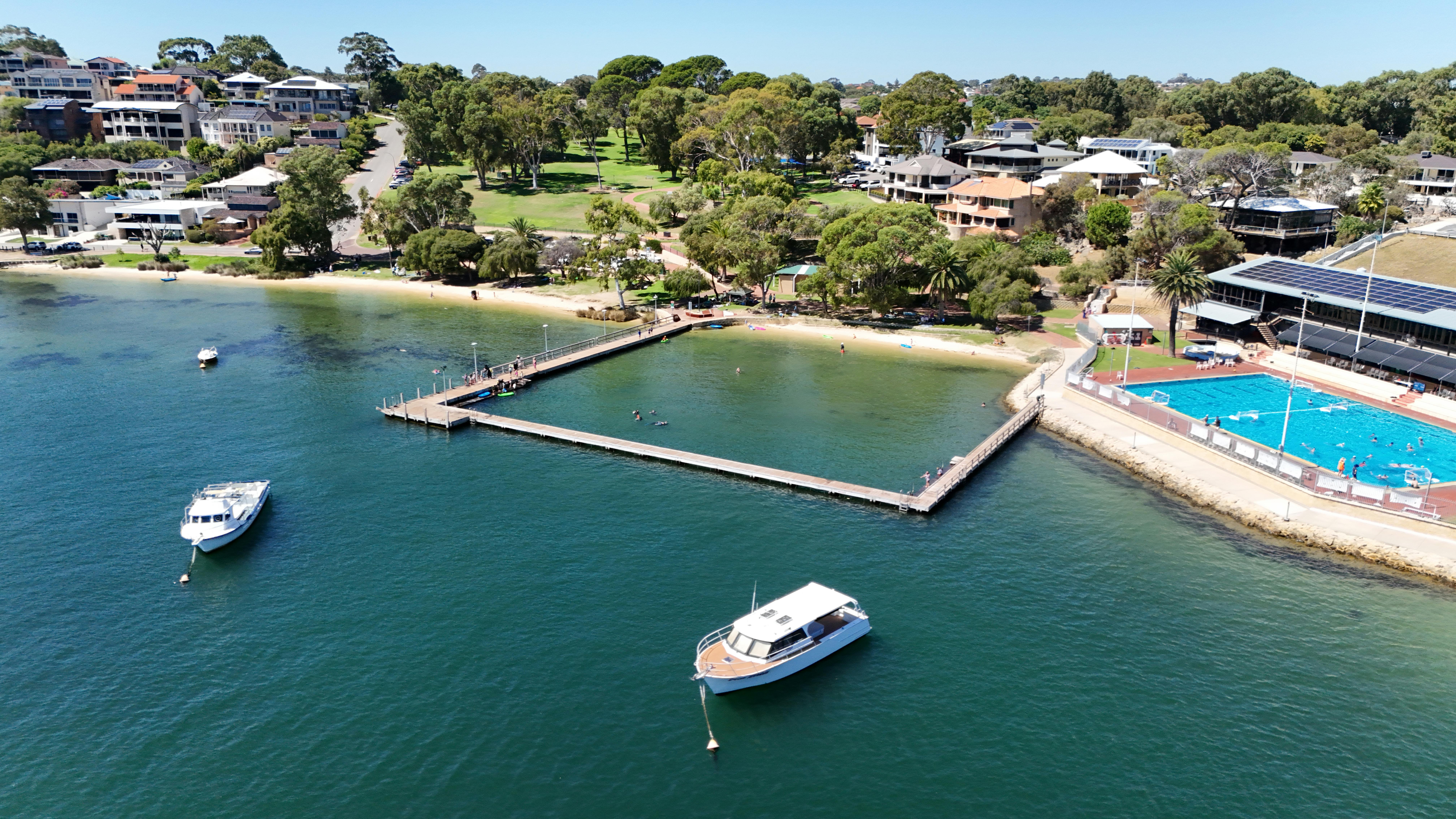 Aerial View of Bicton Foreshore in Perth, Australia · Free Stock Photo